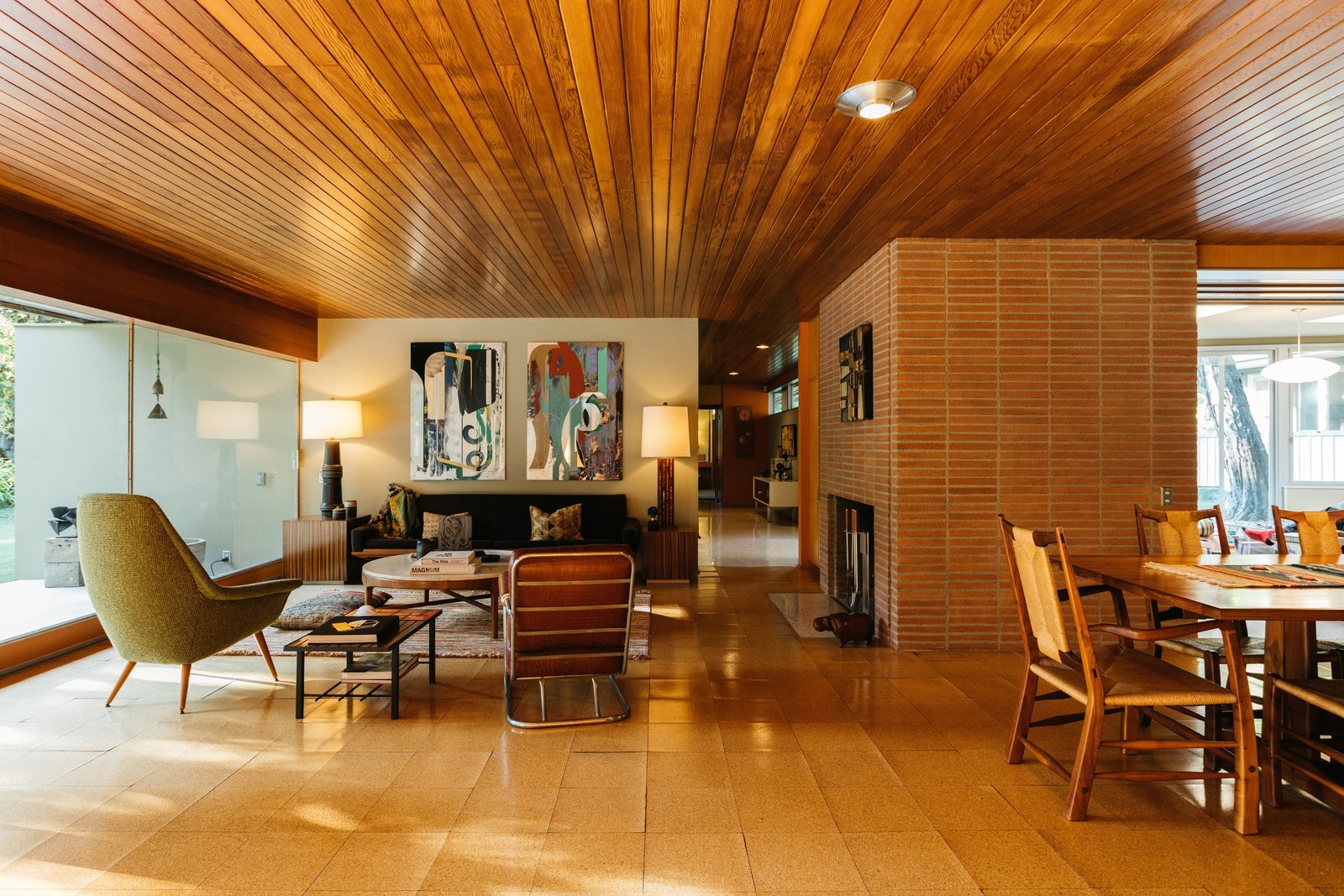 Photo 4 of 16 in Richard Neutra’s Impeccably Updated Wilkins House in ...