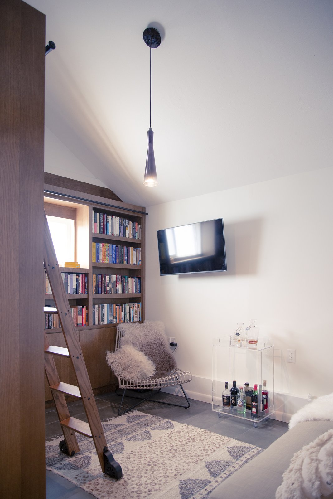 Photo 4 of 12 in Budget Breakdown: A Neglected Garage Becomes a Library ...