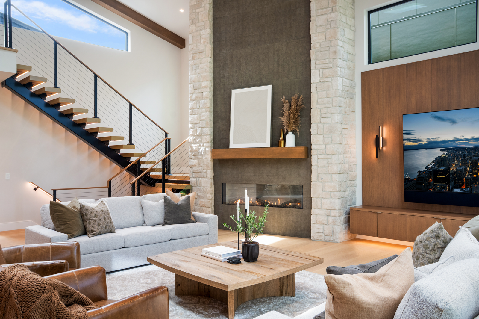 Photo 2 of 23 in Fairway Edge Residence by NanaWall - Dwell