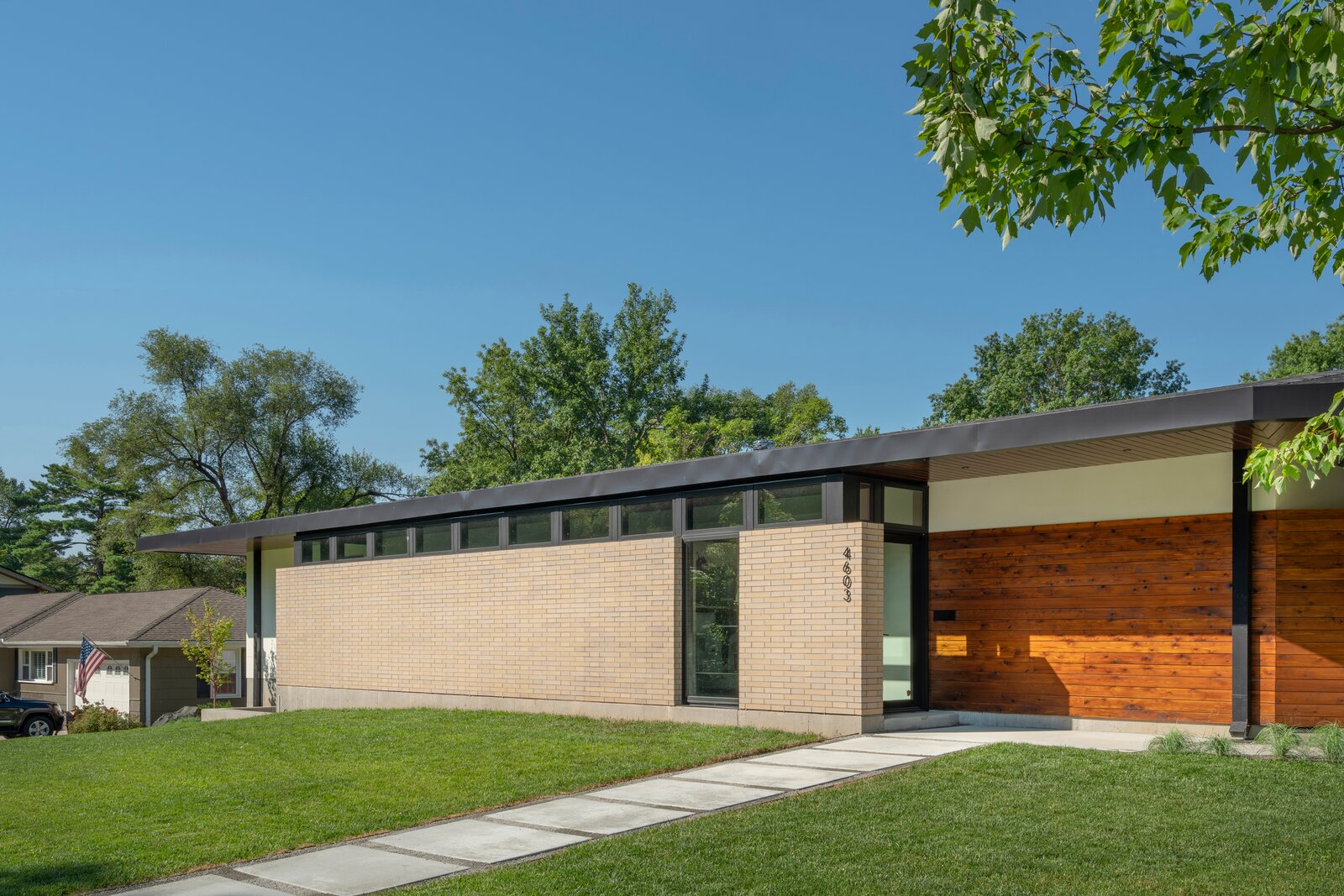 Photo 3 of 18 in Homestead Residence by KEM STUDIO - Dwell