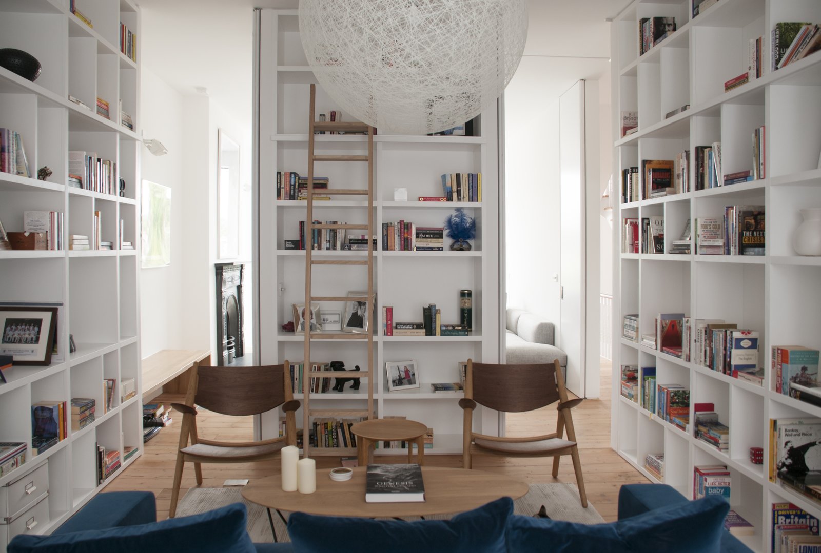 Photo 6 of 13 in Vertical Intersect by WILLIAM TOZER Associates - Dwell