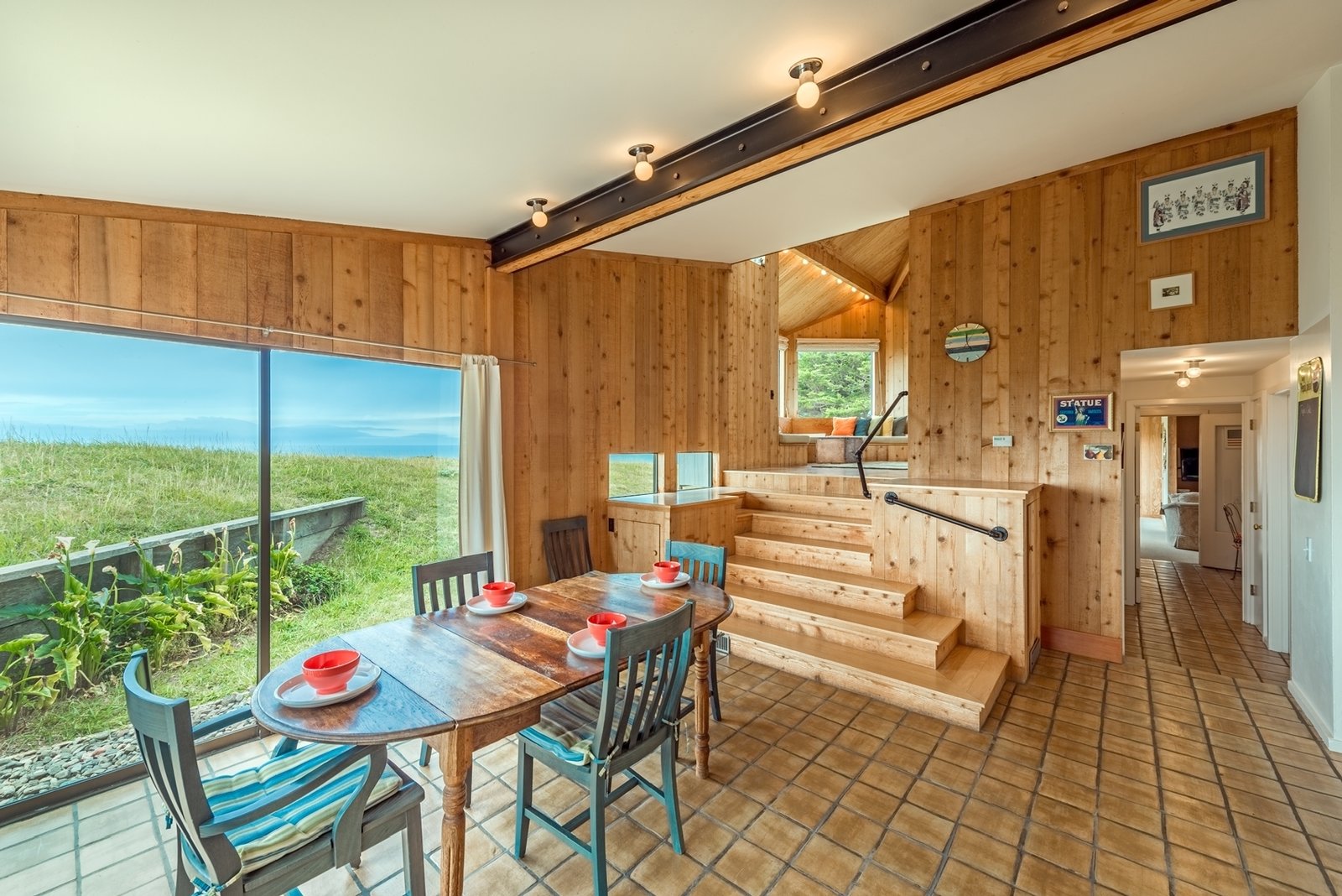 Photo 3 of 12 in Settle in the Celebrated Sea Ranch For Under $2.9M - Dwell
