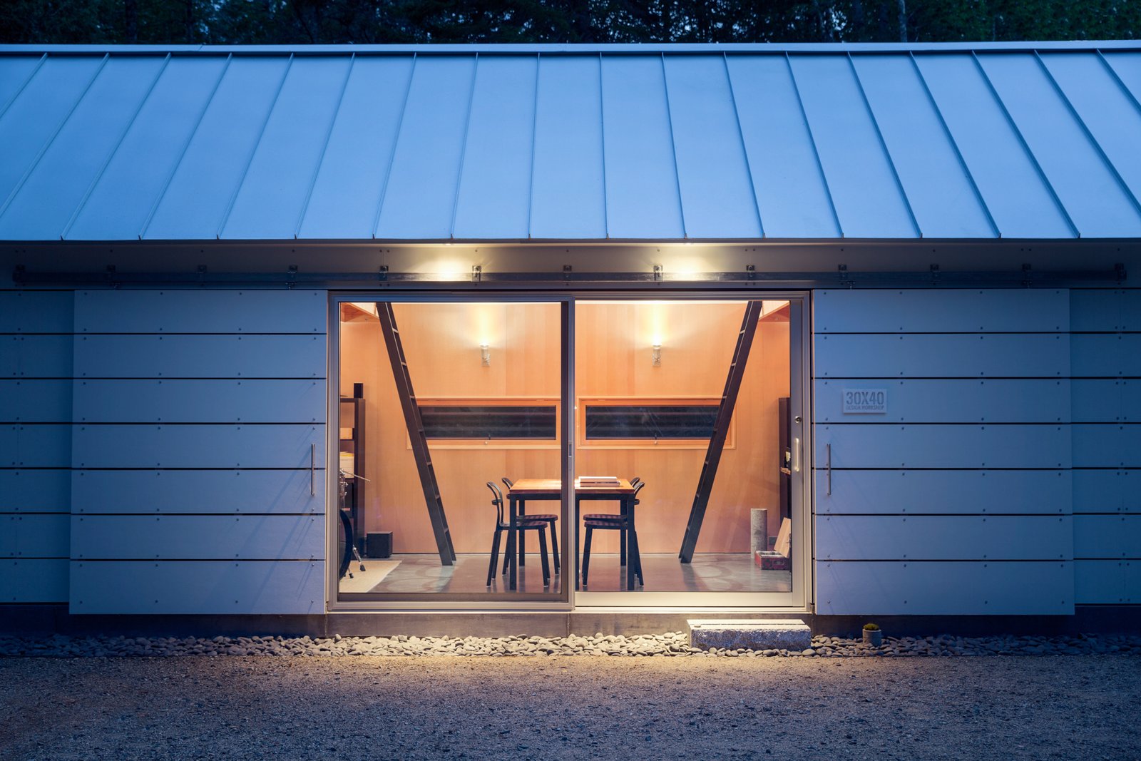 Photo 8 of 9 in The Long Studio by 30X40 Design Workshop - Dwell