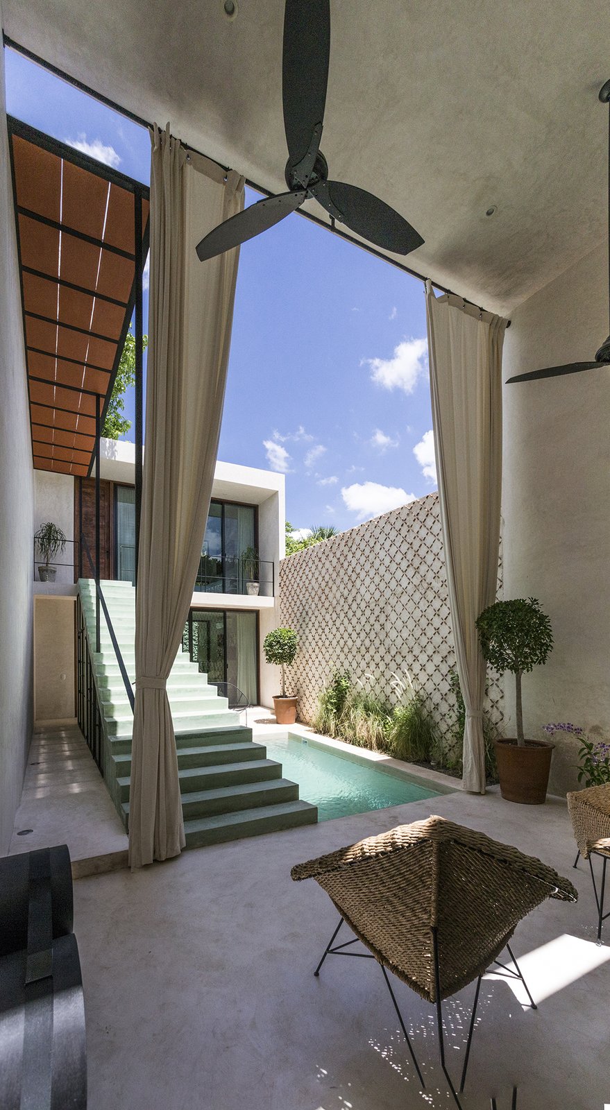 Photo 5 of 19 in Lemon Tree House by Taller Estilo Arquitectura S de R ...