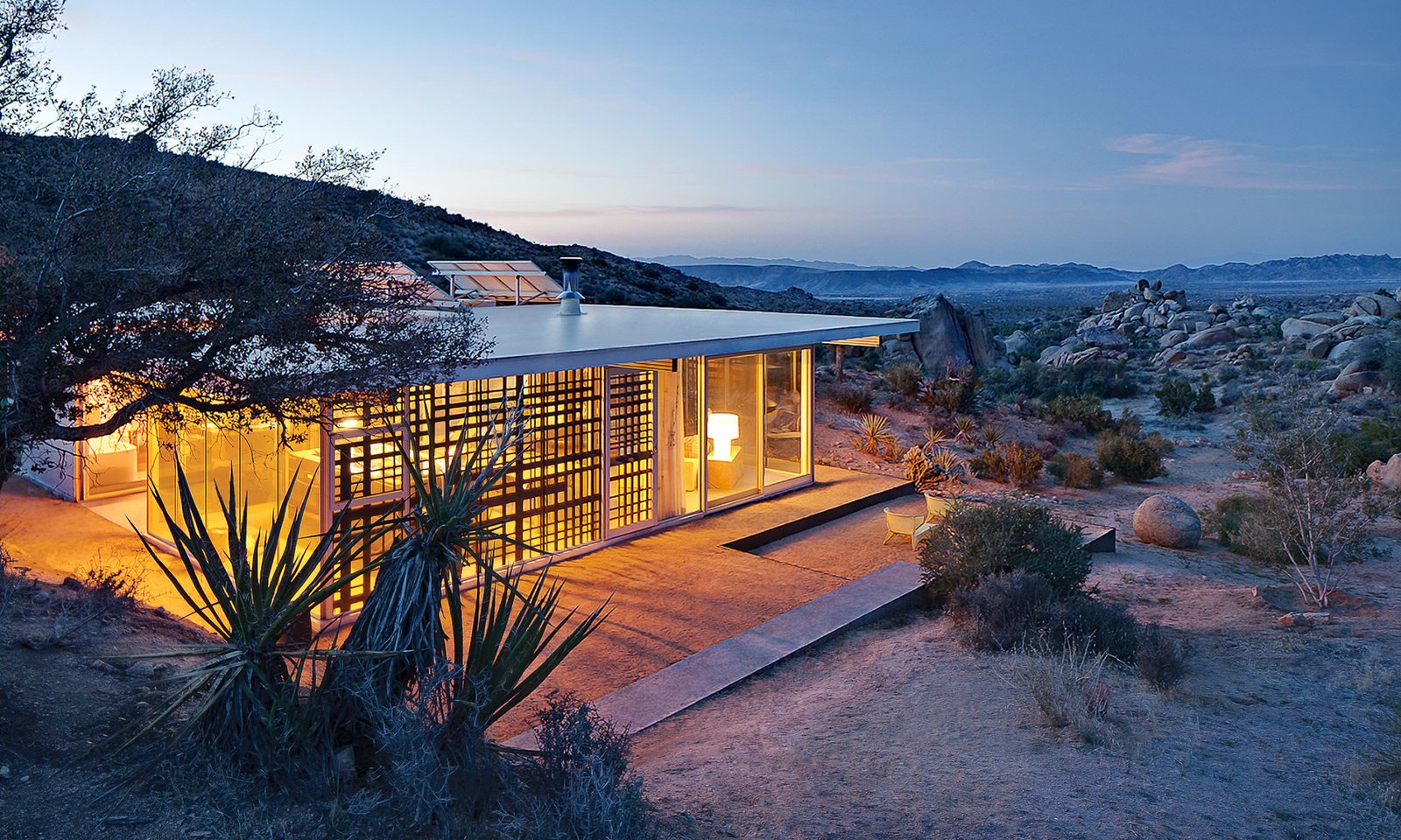Photo 18 of 34 in Modern, Off-the-Grid Homes by Aileen Kwun - Dwell