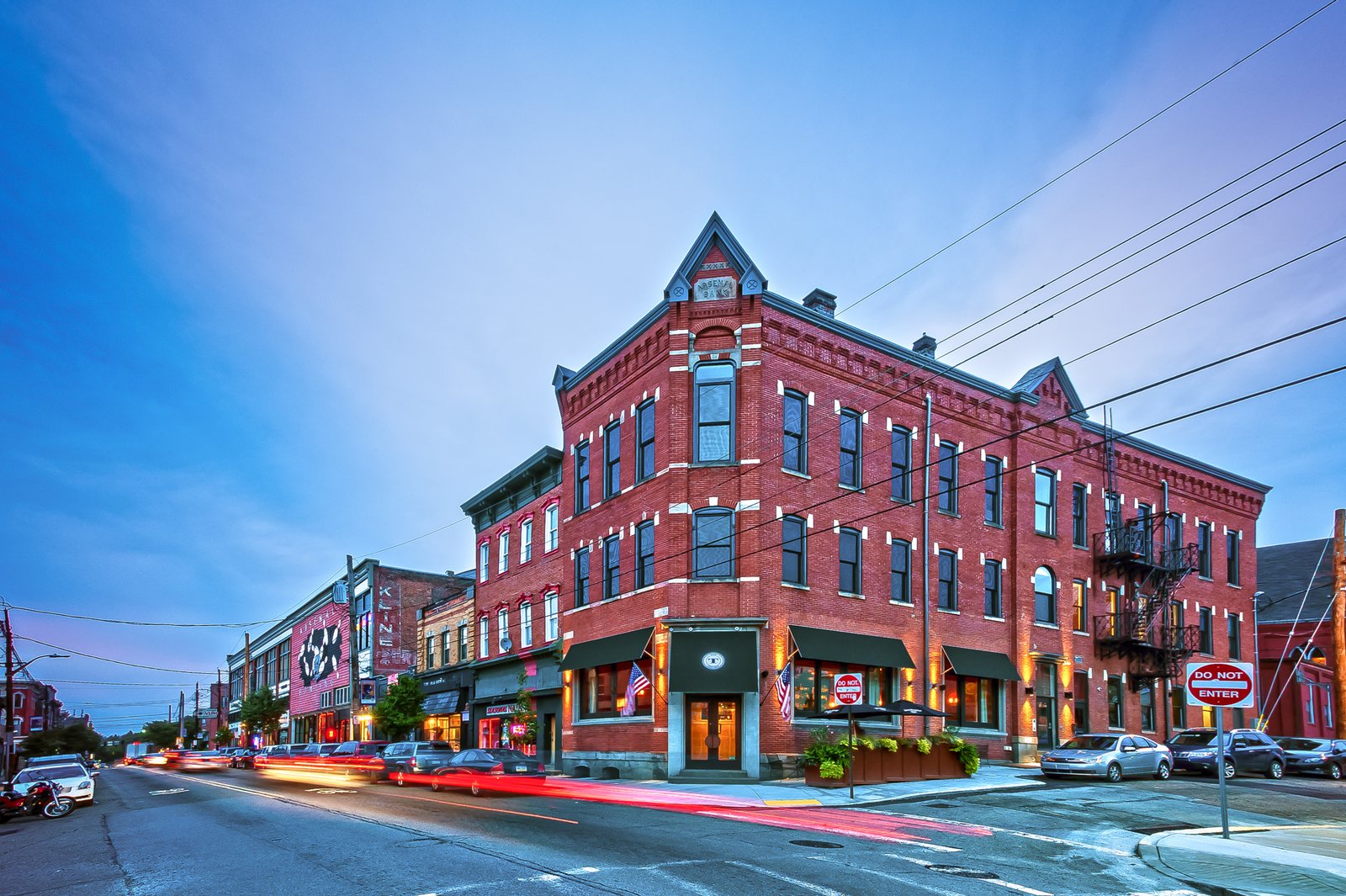 Arsenal Bank Building Lofts (5 Photos) - Dwell