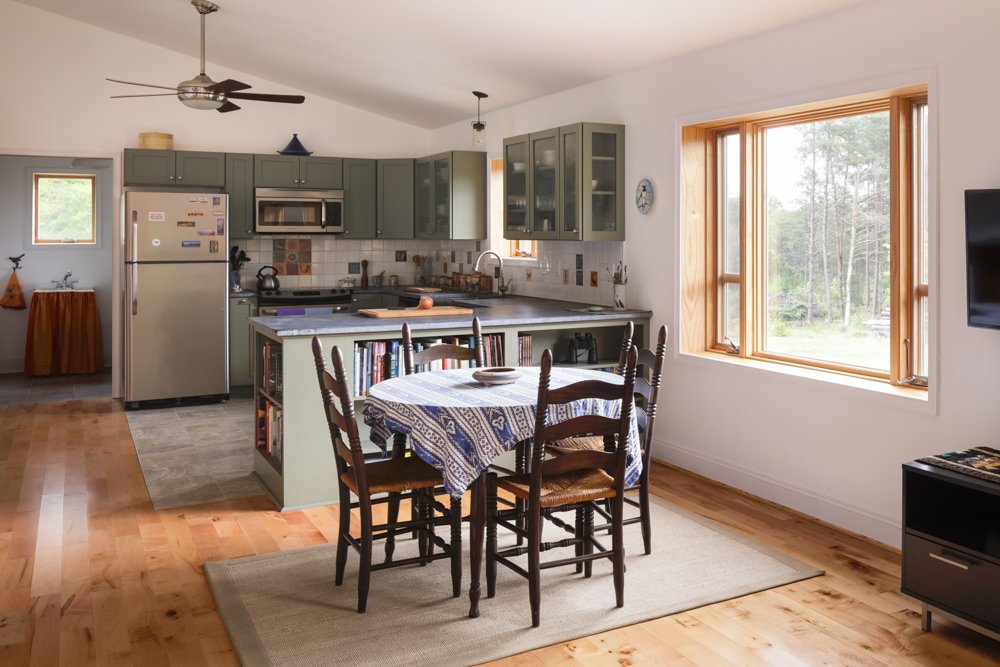 Photo 15 of 15 in Net-Zero Prefab Home by Deltec Homes - Dwell