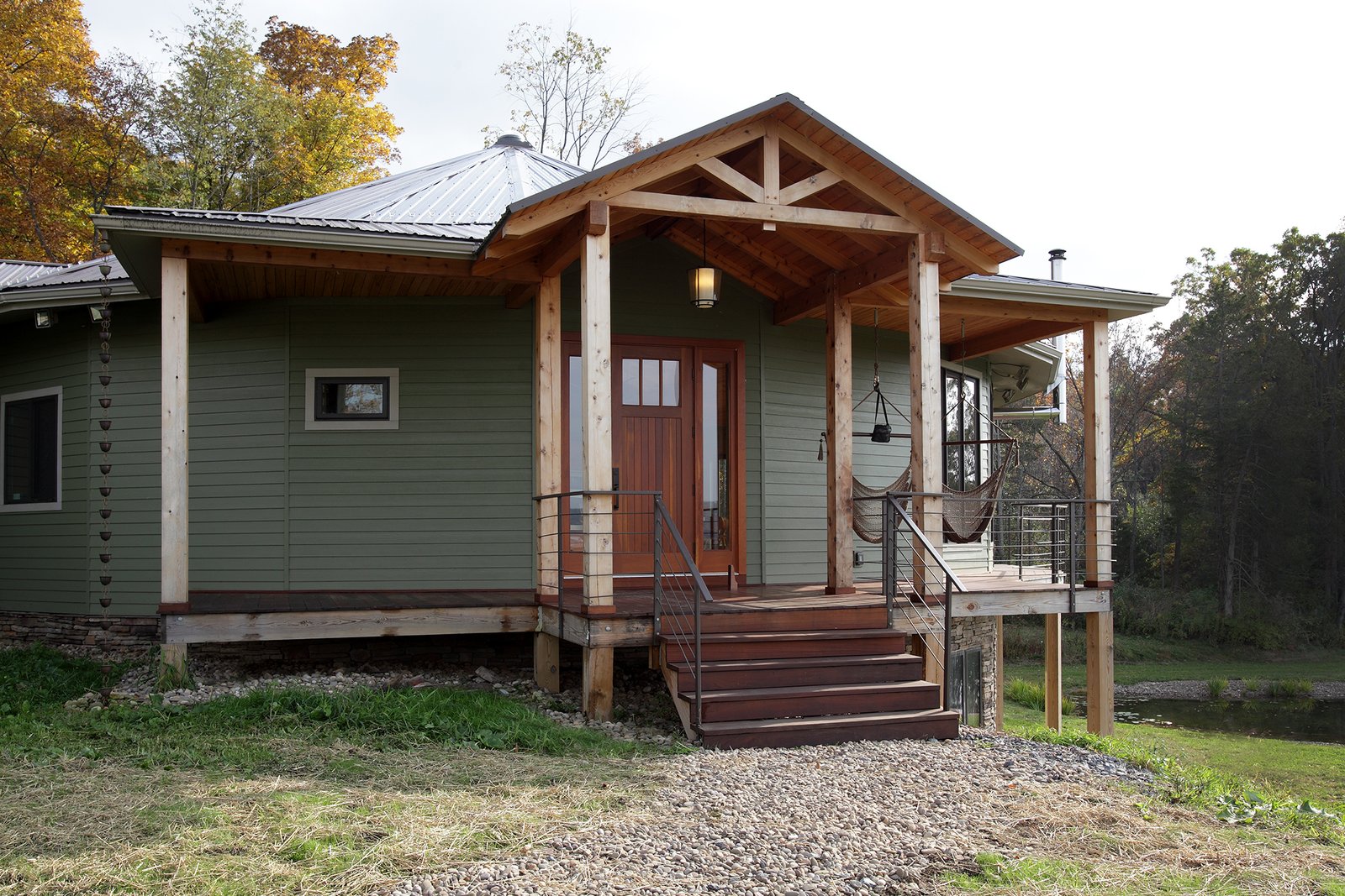 Photo 8 of 11 in Modern Round Deltec Homes by Deltec Homes - Dwell