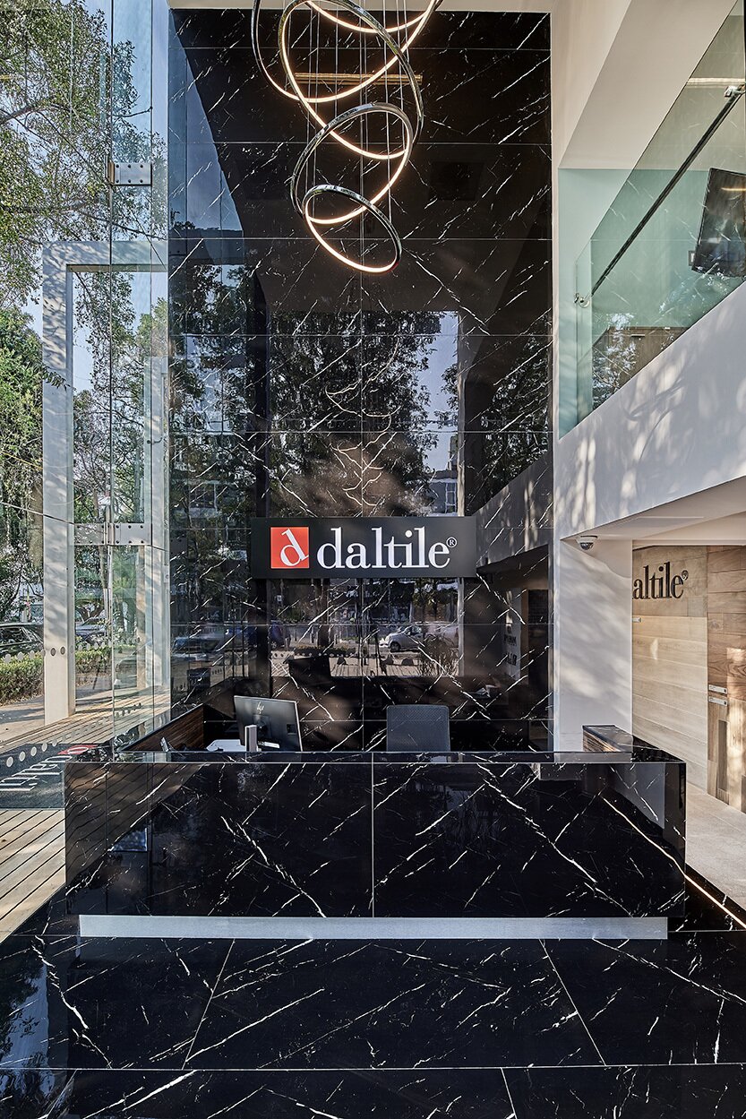 Photo 1 of 21 in Showroom Daltile by DIN Interiorismo - Dwell