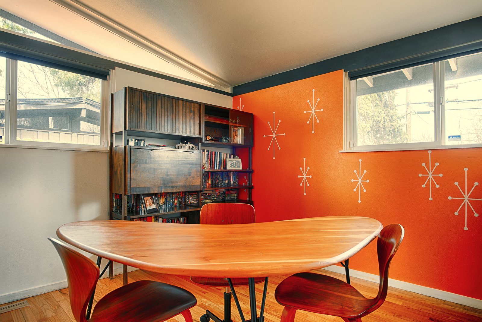 Photo 16 of 24 in Cliff May Homes RM 3212 by Adrian Kinney, Mid-Century ...