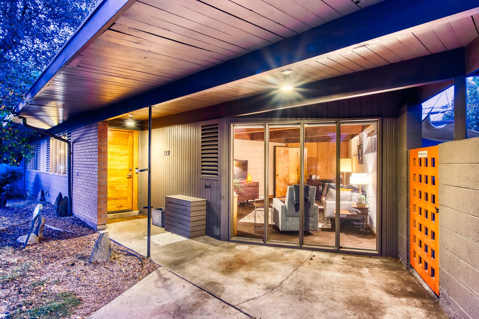 Photo 4 of 38 in The Kern House in Arapahoe Acres by Adrian Kinney, Mid ...