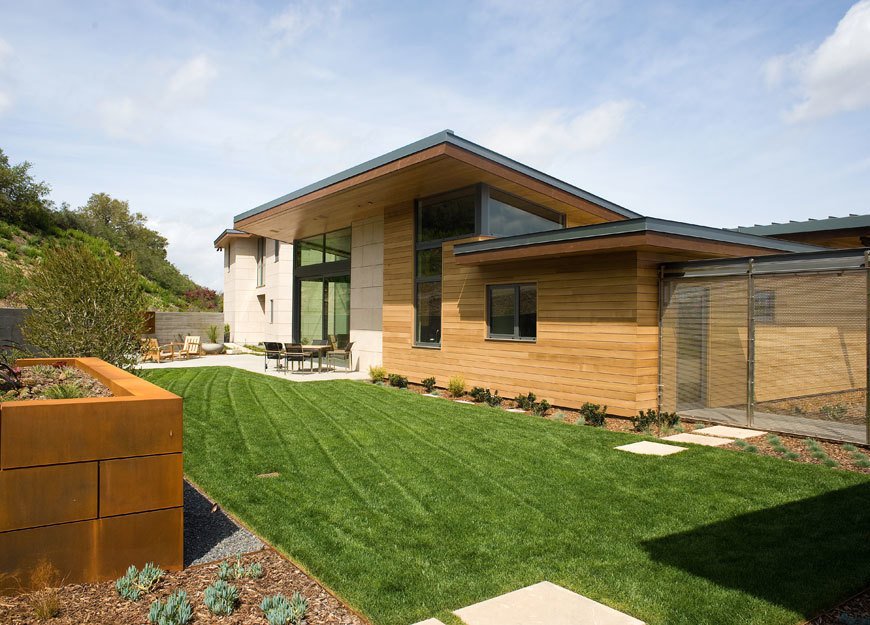 Photo 3 of 7 in Modern Residence by Taylor Lombardo Architects - Dwell