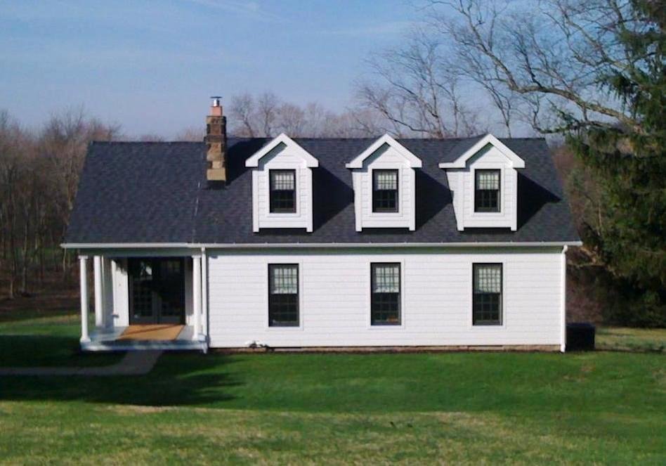 Photo 2 of 3 in Saunders Road Residence by Black Cherry Design - Dwell