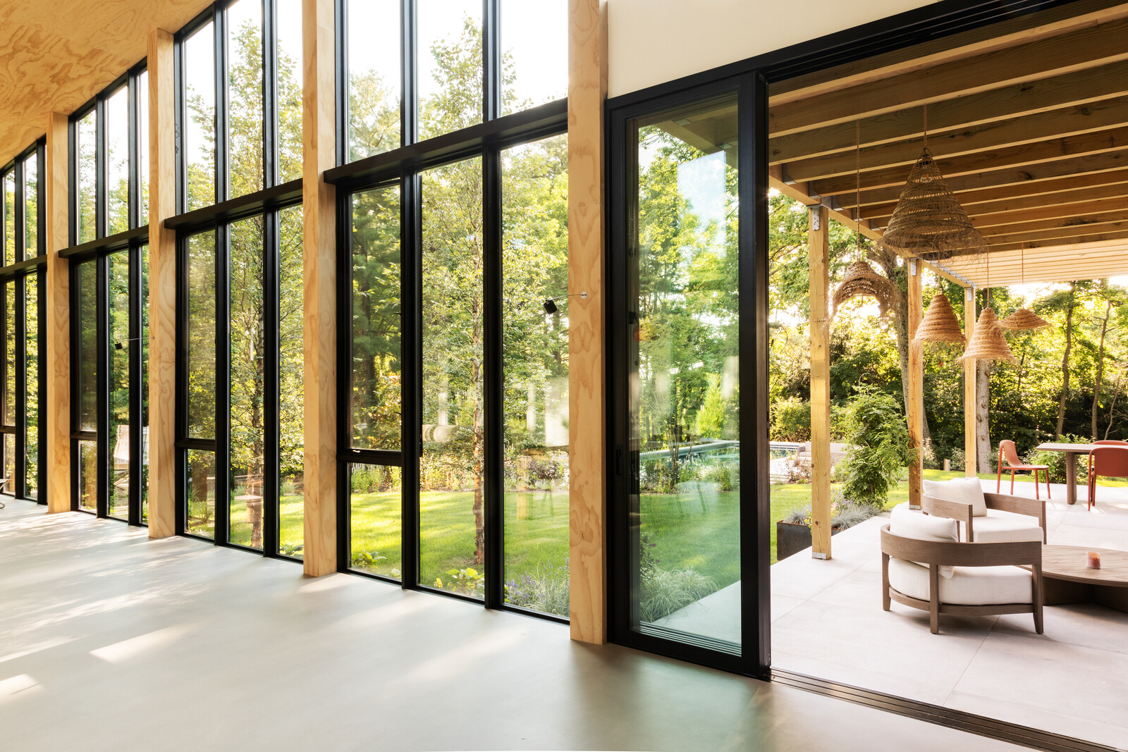 Photo 20 of 32 in Tenafly House by Jeff Jordan Architects - Dwell