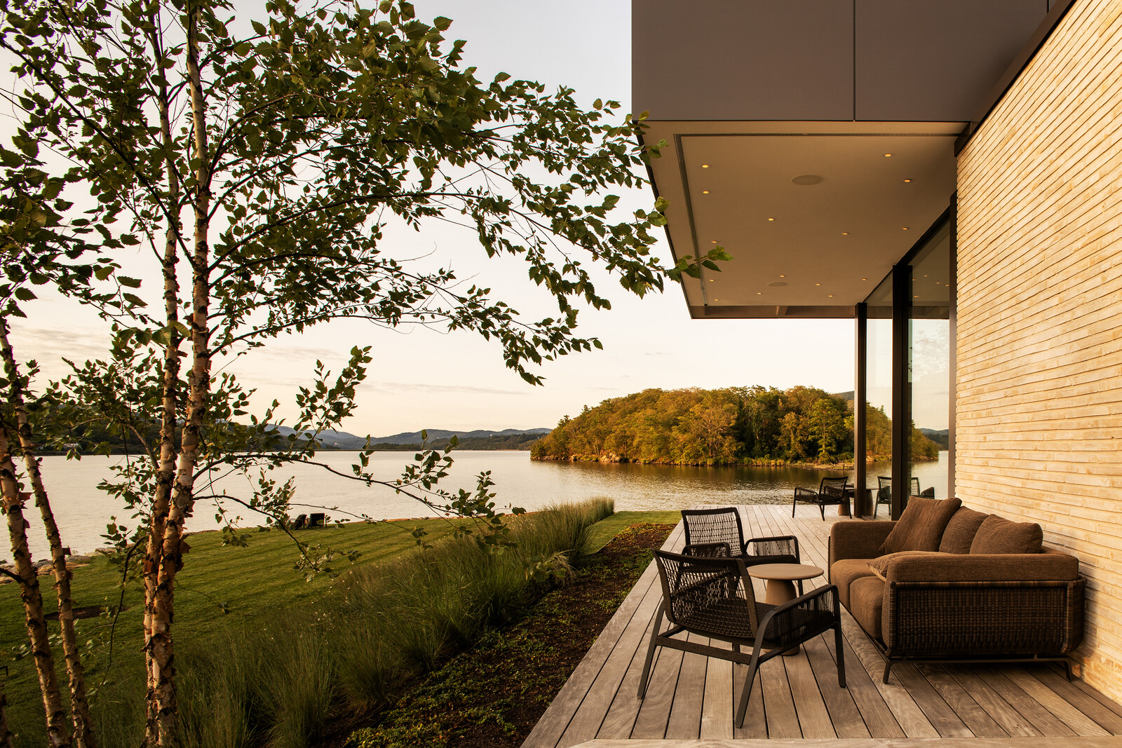 Photo 8 of 27 in Hudson Highlands House by Jeff Jordan Architects - Dwell