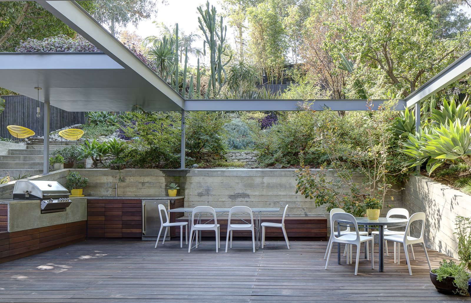 Photo 4 of 11 in Stacked House by ANX / Aaron Neubert Architects - Dwell