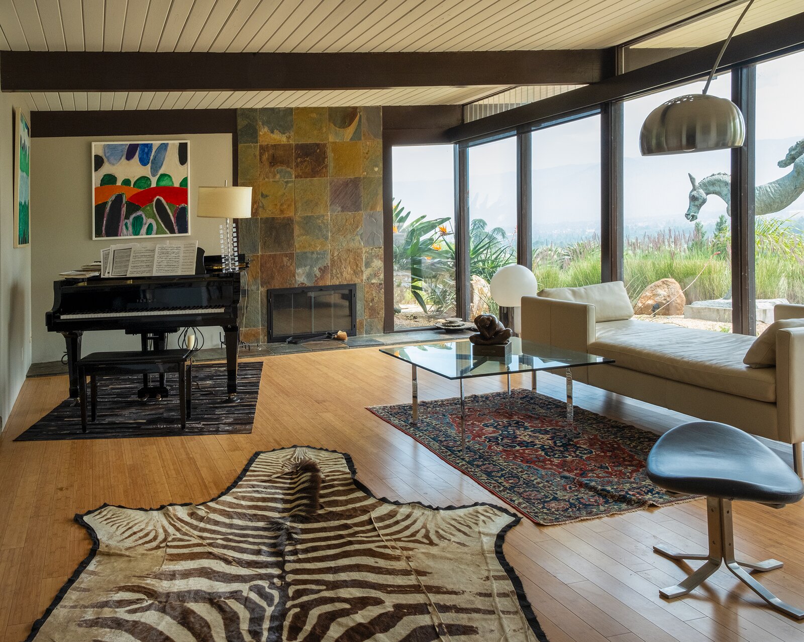 Photo 6 of 12 in Midcentury Clare Day, AIA gem upgraded by Robert ...