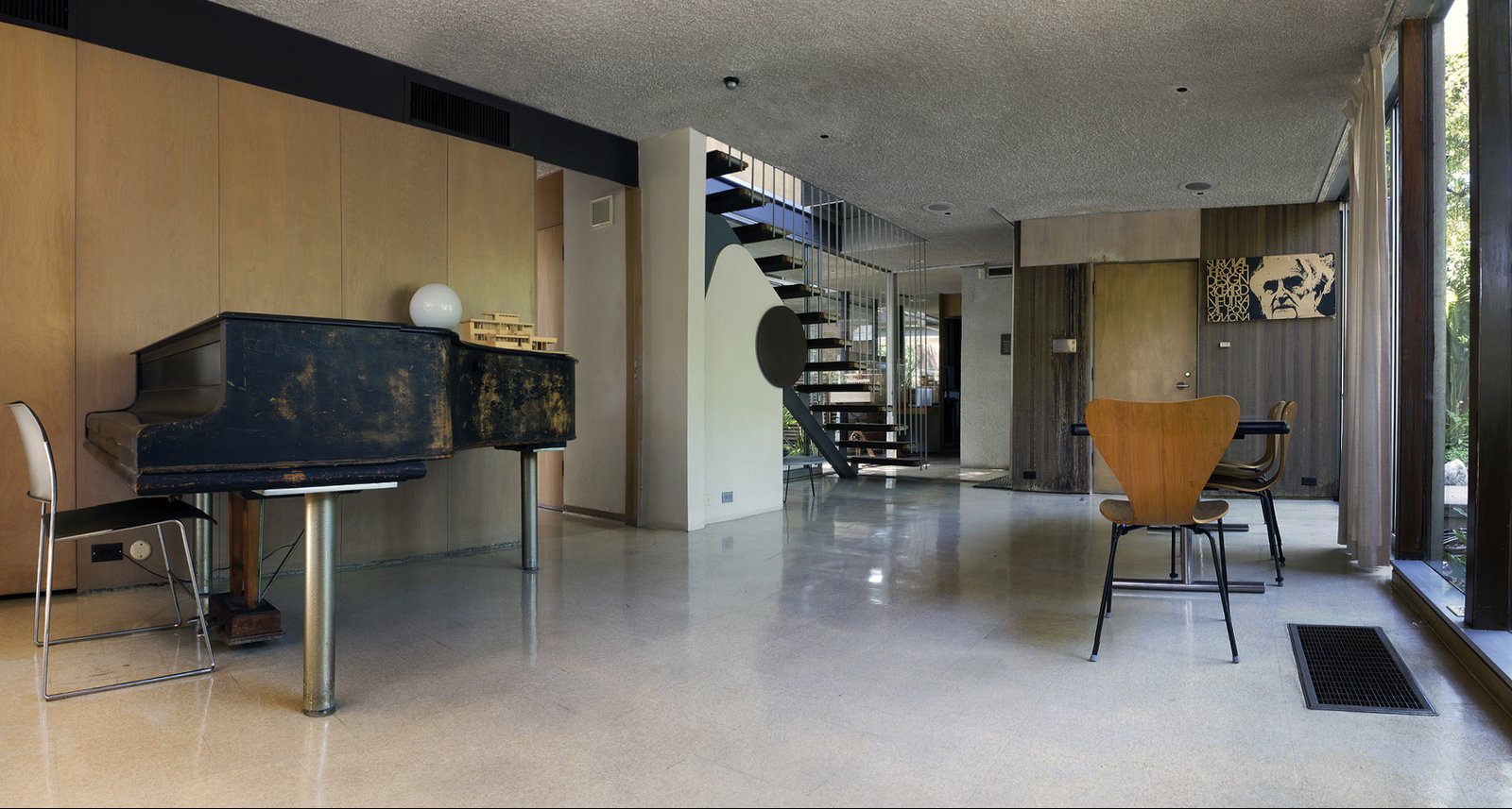Photo 13 of 14 in Neutra VDL Studio and Residences by Iconic Houses - Dwell