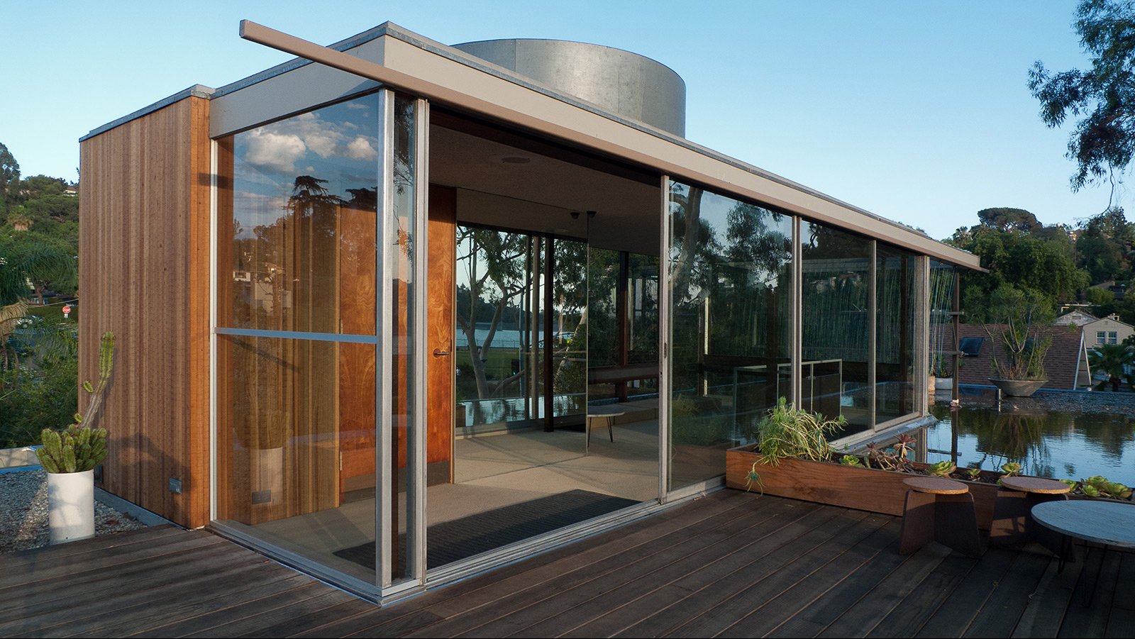 Photo 11 of 14 in Neutra VDL Studio and Residences by Iconic Houses - Dwell