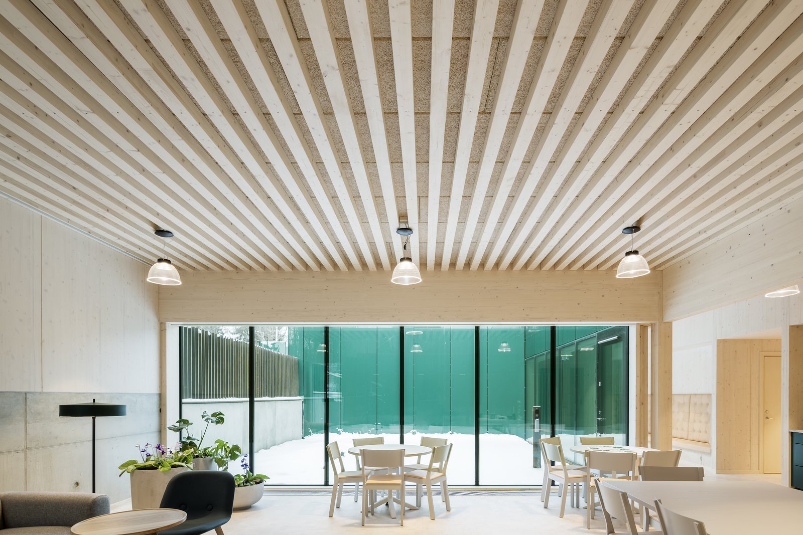 Photo 3 of 7 in Architect Gert Wingårdh Builds a Dazzling Emerald ...