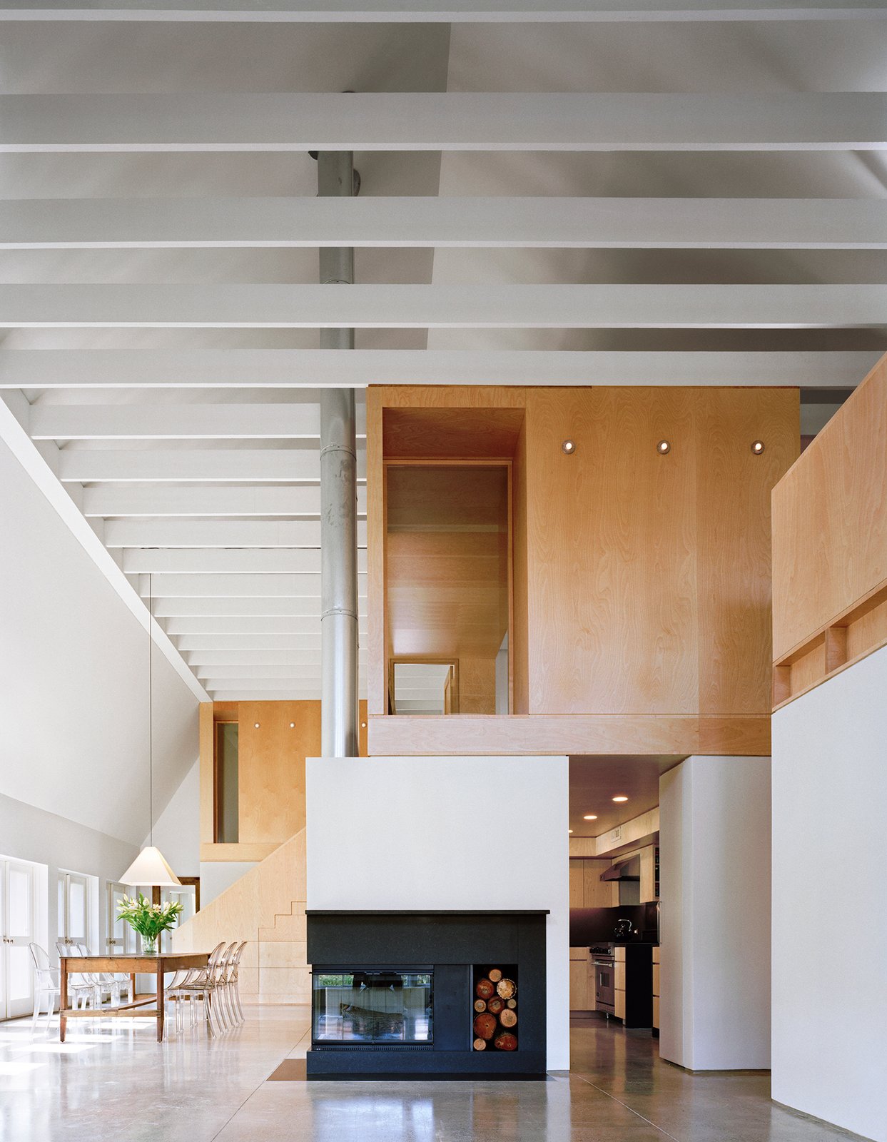 Photo 9 of 12 in 12 Modern Marvels in New England from Modern Barn - Dwell