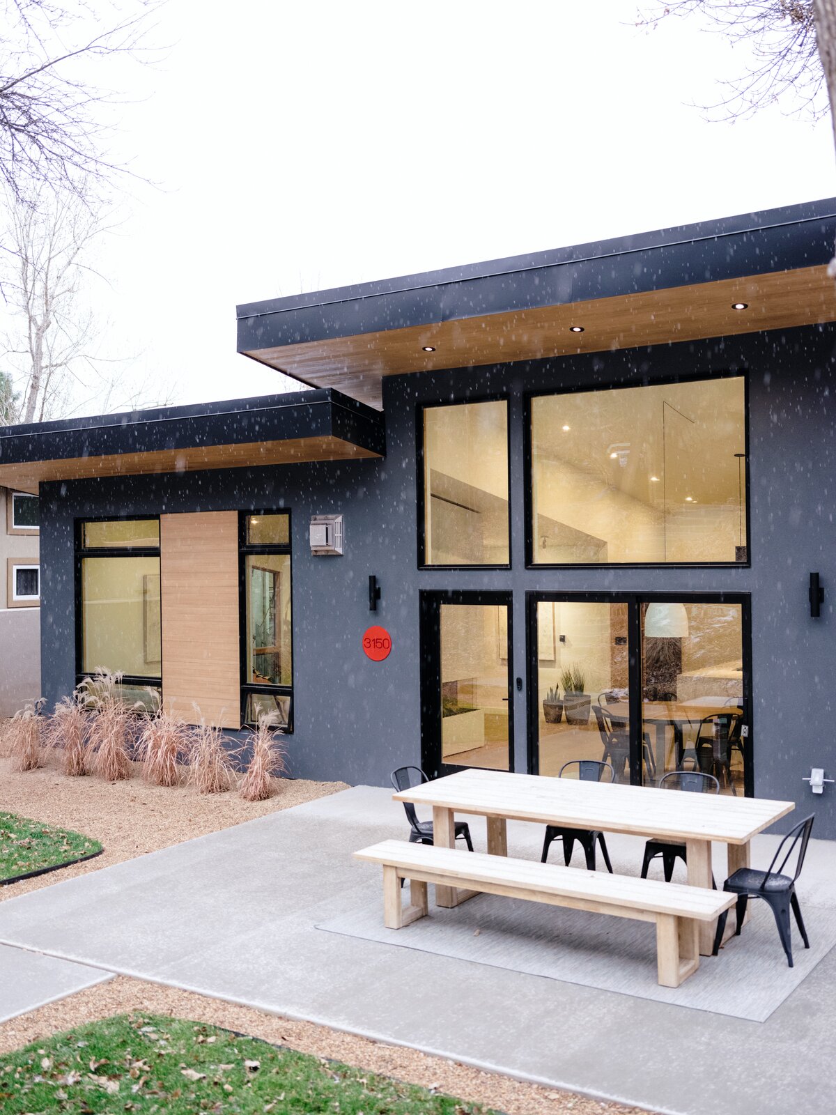 Photo 3 of 26 in Connect House by Alicja V. Hudson, AIA - Dwell