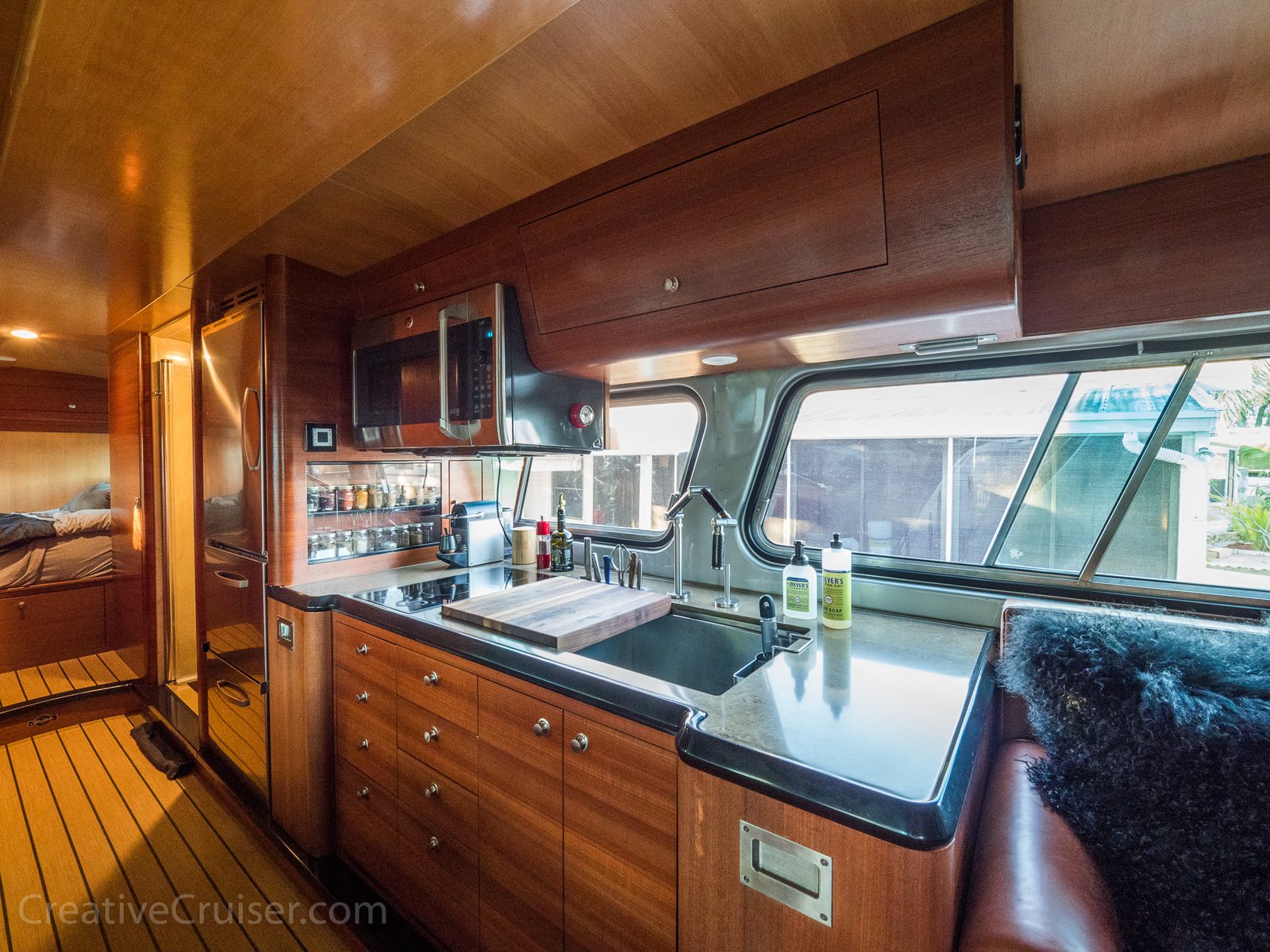 Photo 9 of 22 in The Creative Cruiser by Ben Willmore - Dwell