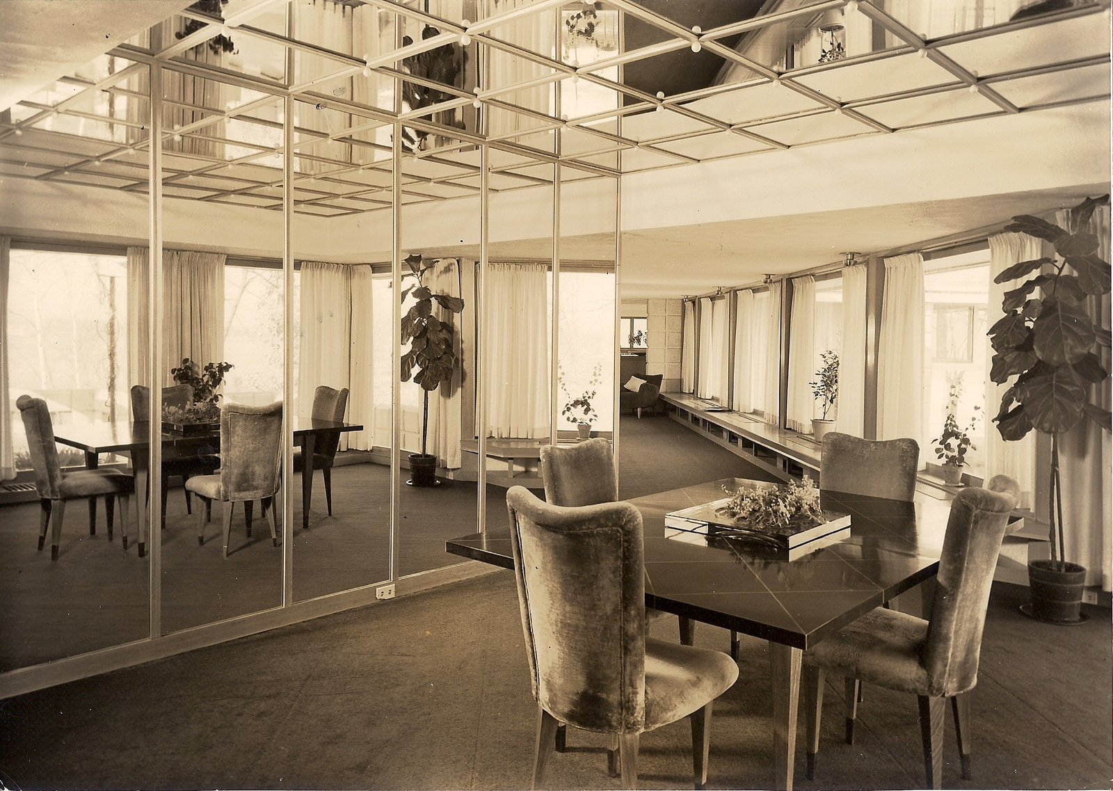 Photo 6 of 6 in The Anderson and Dorothy Dow Arbury Residence by Alden ...