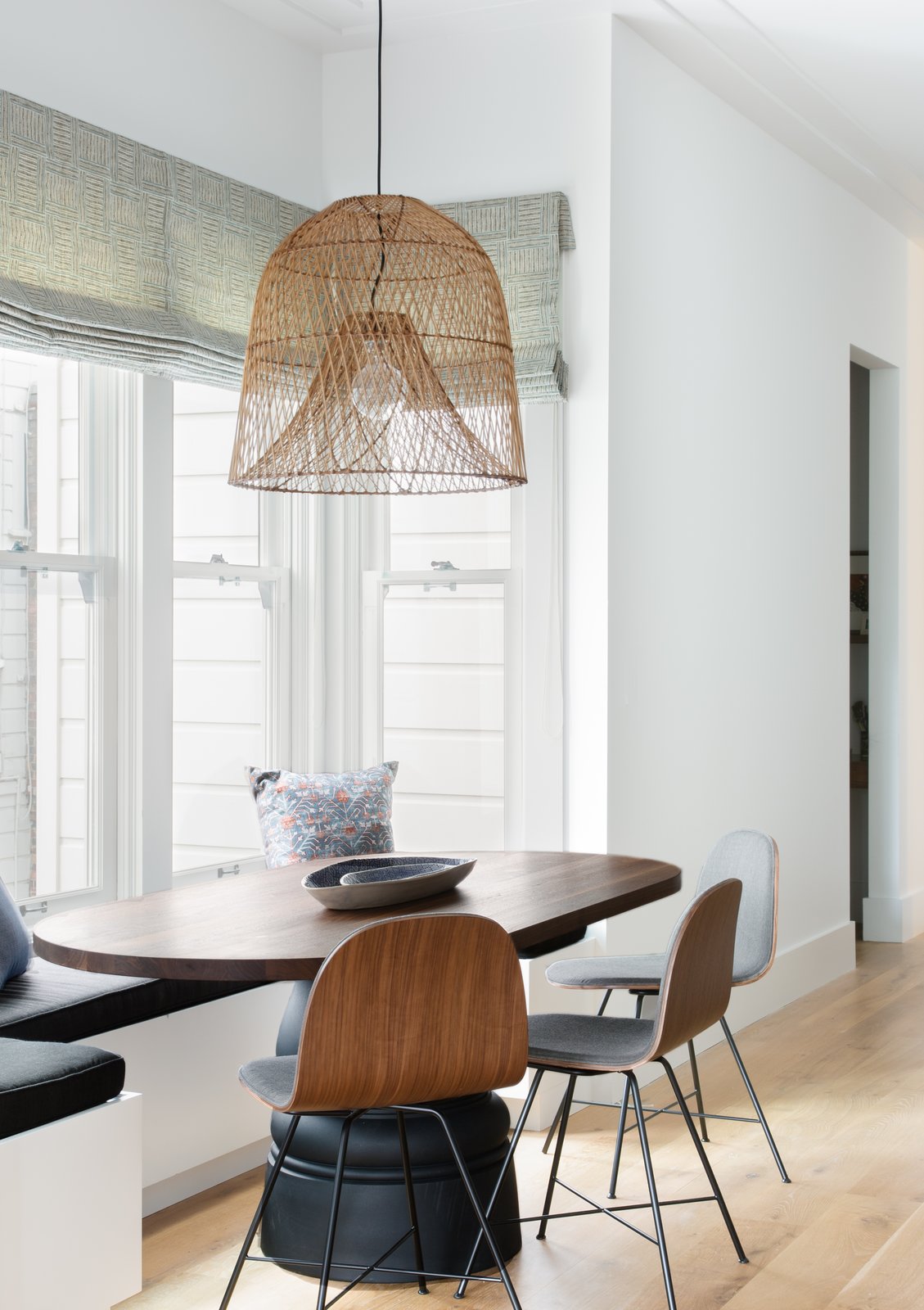 Photo 4 of 5 in Top 5 Homes of the Week With Beauteous Breakfast Nooks ...