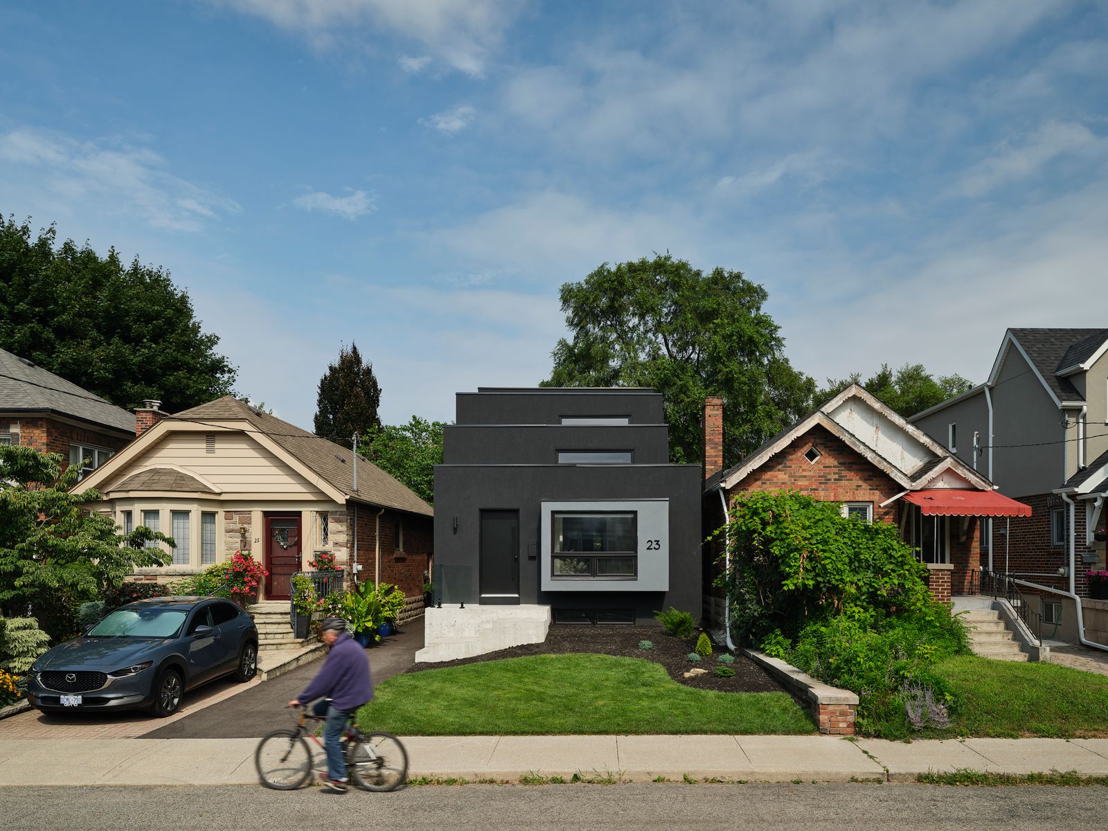 Photo 5 of 13 in Periscope House by Atelier RZLBD - Dwell
