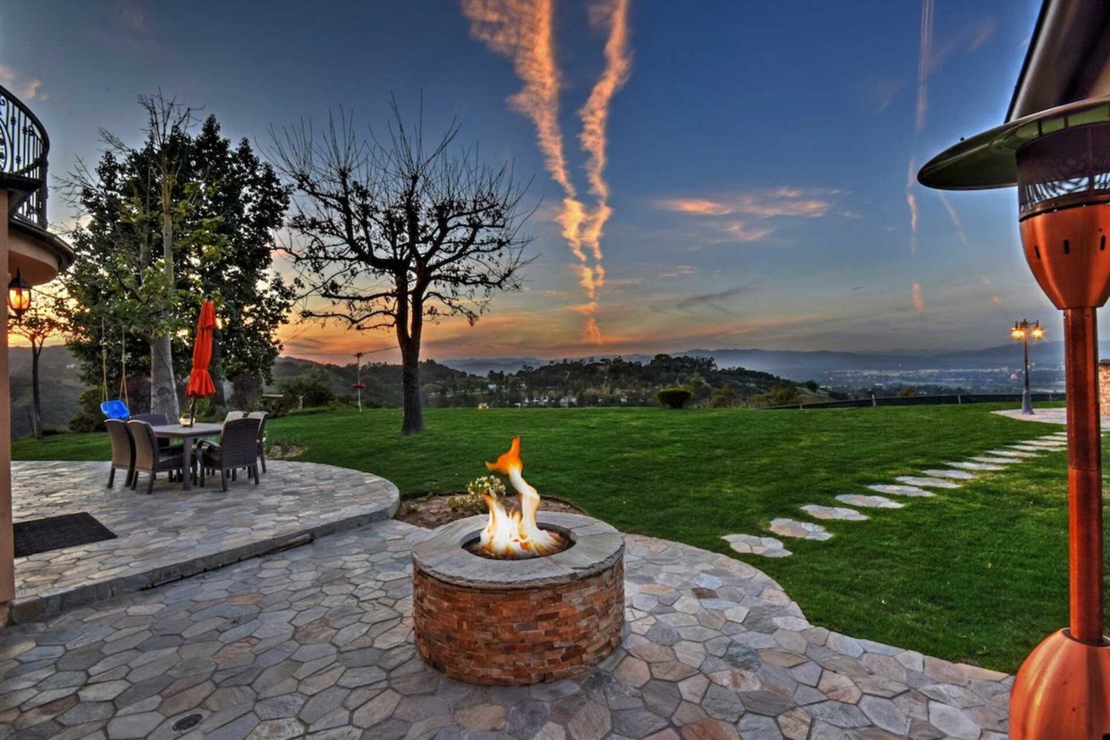 Private Bel Air Park Retreat with Expansive Grounds (6 Photos) - Dwell