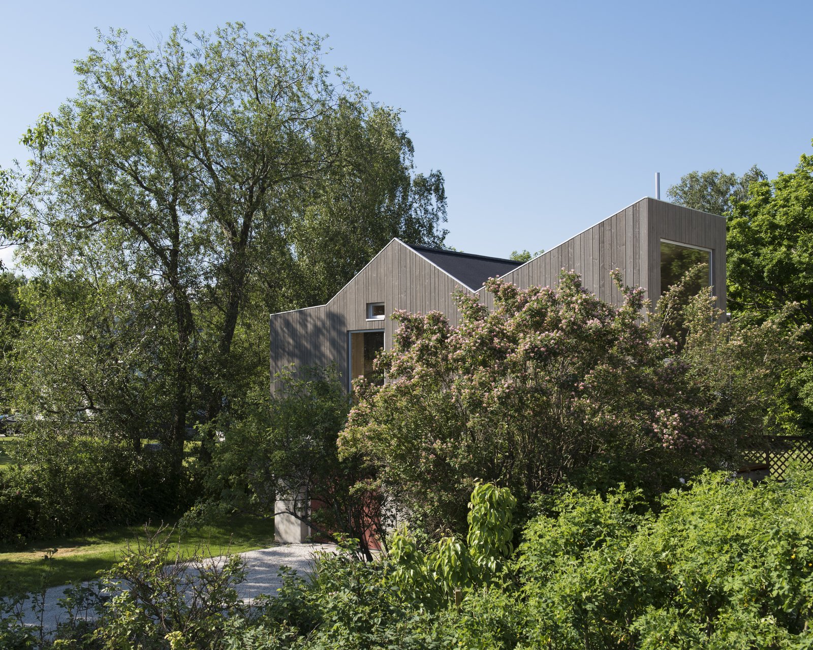 Photo 4 of 37 in Kebony Cladding by Kebony - Dwell