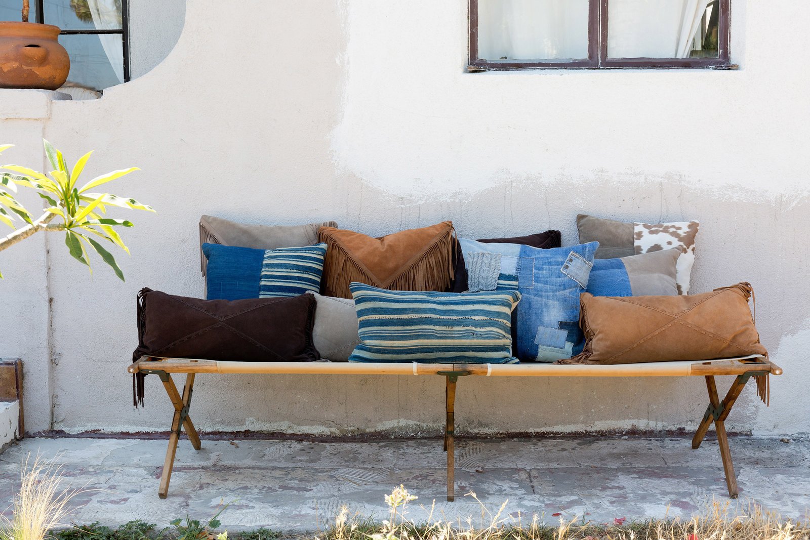 17 Lasso Abode // Look Book ideas - Dwell