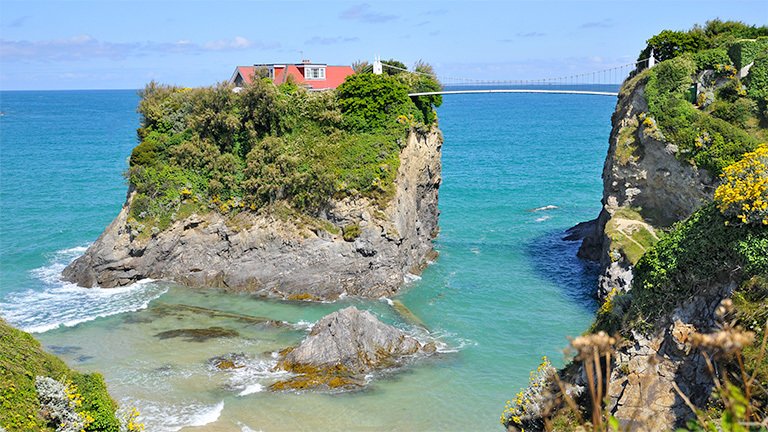Photo 6 of 10 in 10 Cliffside Destinations That Will Make You Feel on ...