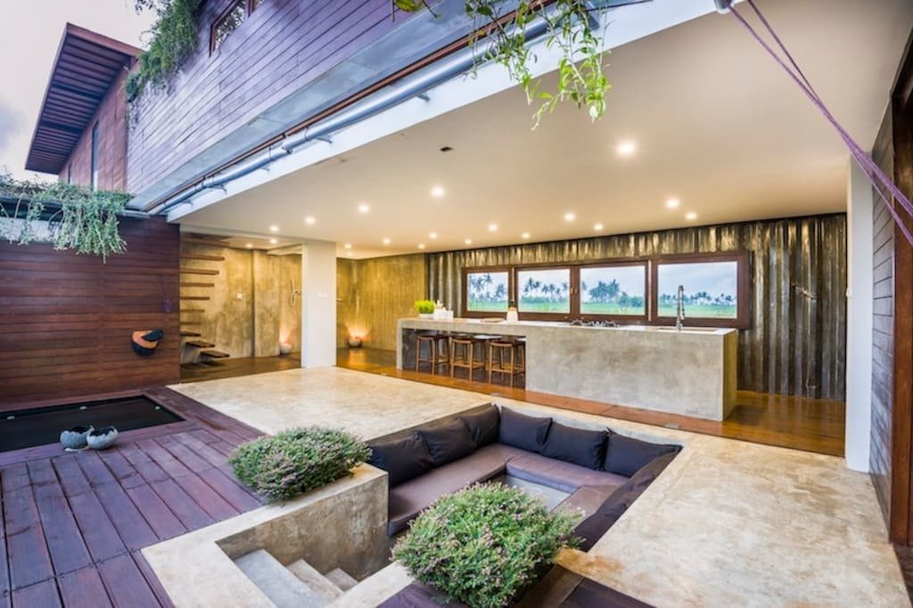 Photo 1 of 20 in The Conversation Pit Makes a Big Comeback in These ...