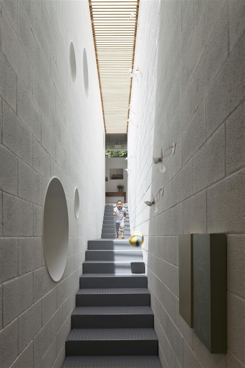 Photo 2 of 18 in 18 Luminous Homes With Interesting Skylights - Dwell