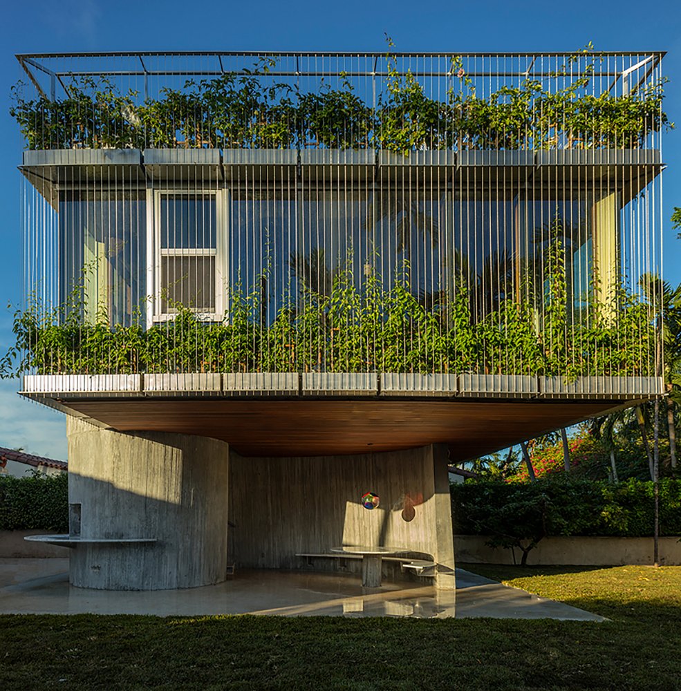 Photo 18 of 19 in 9 Best Homes With Interesting Screened Facades - Dwell