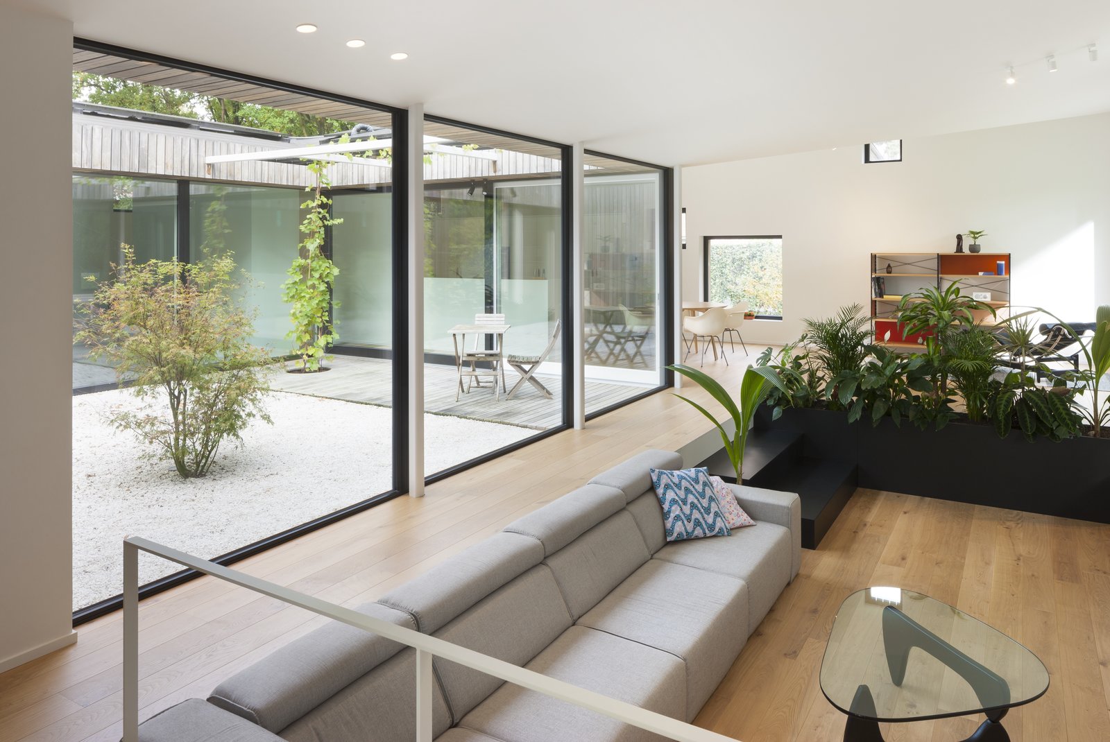 Photo 11 of 14 in A Belgian Architect’s Courtyard House Offers Work ...