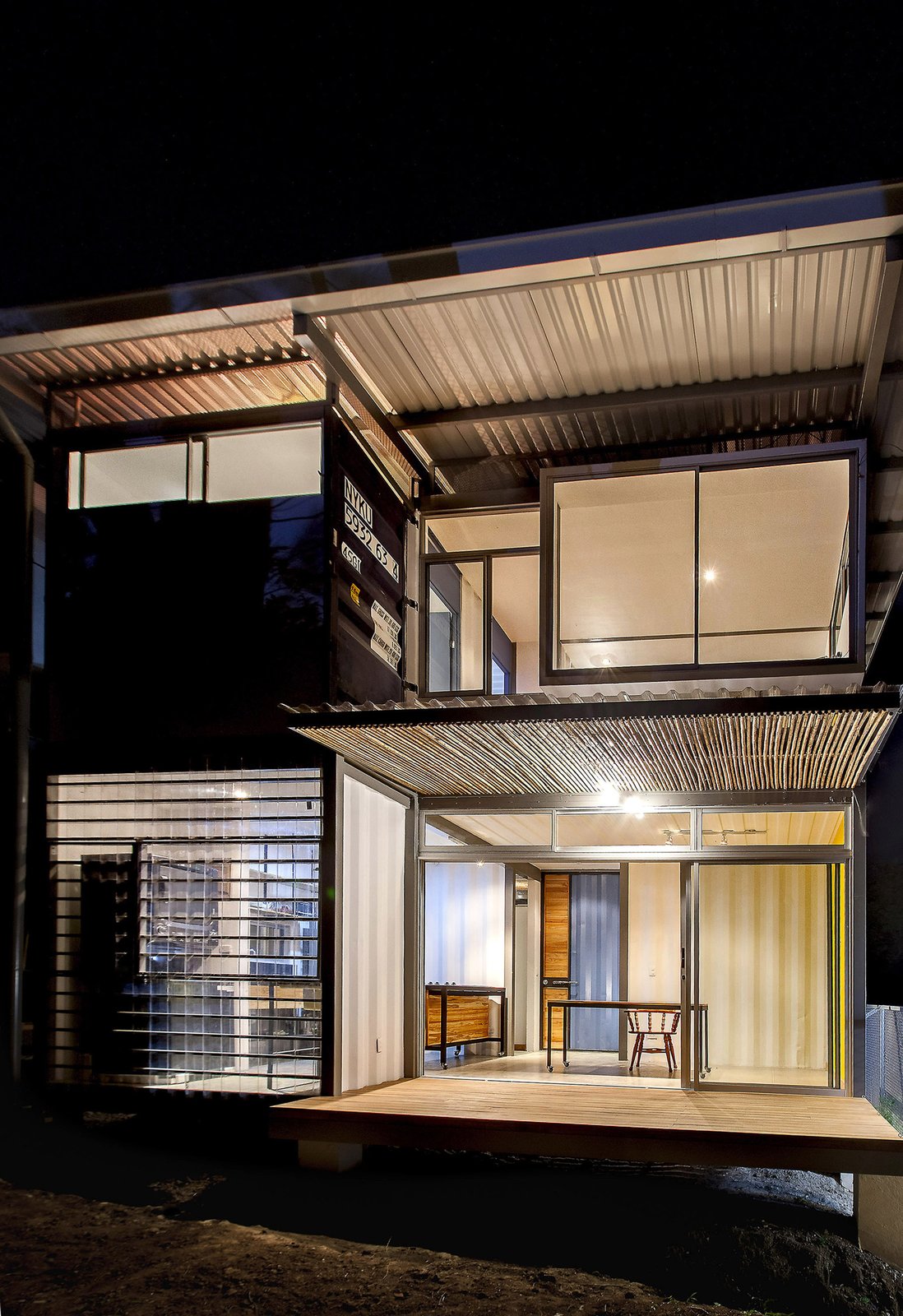 Photo 6 of 12 in A Costa Rican Family Stays Connected in Three Shipping ...