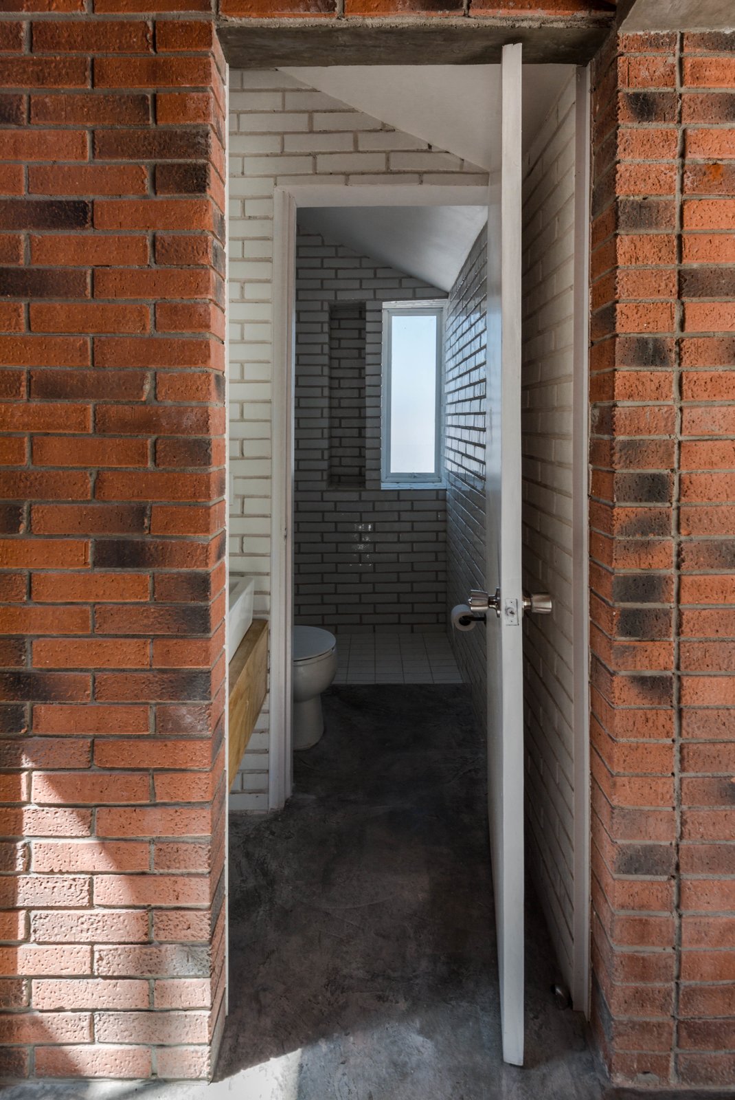 Photo 14 of 18 in Before & After: A Cramped Home in Mexico Gets a ...