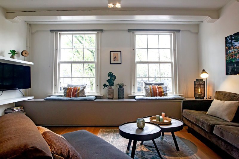 Photo 6 of 11 in Stretch Your Travel Budget With These Cool Rentals—All ...