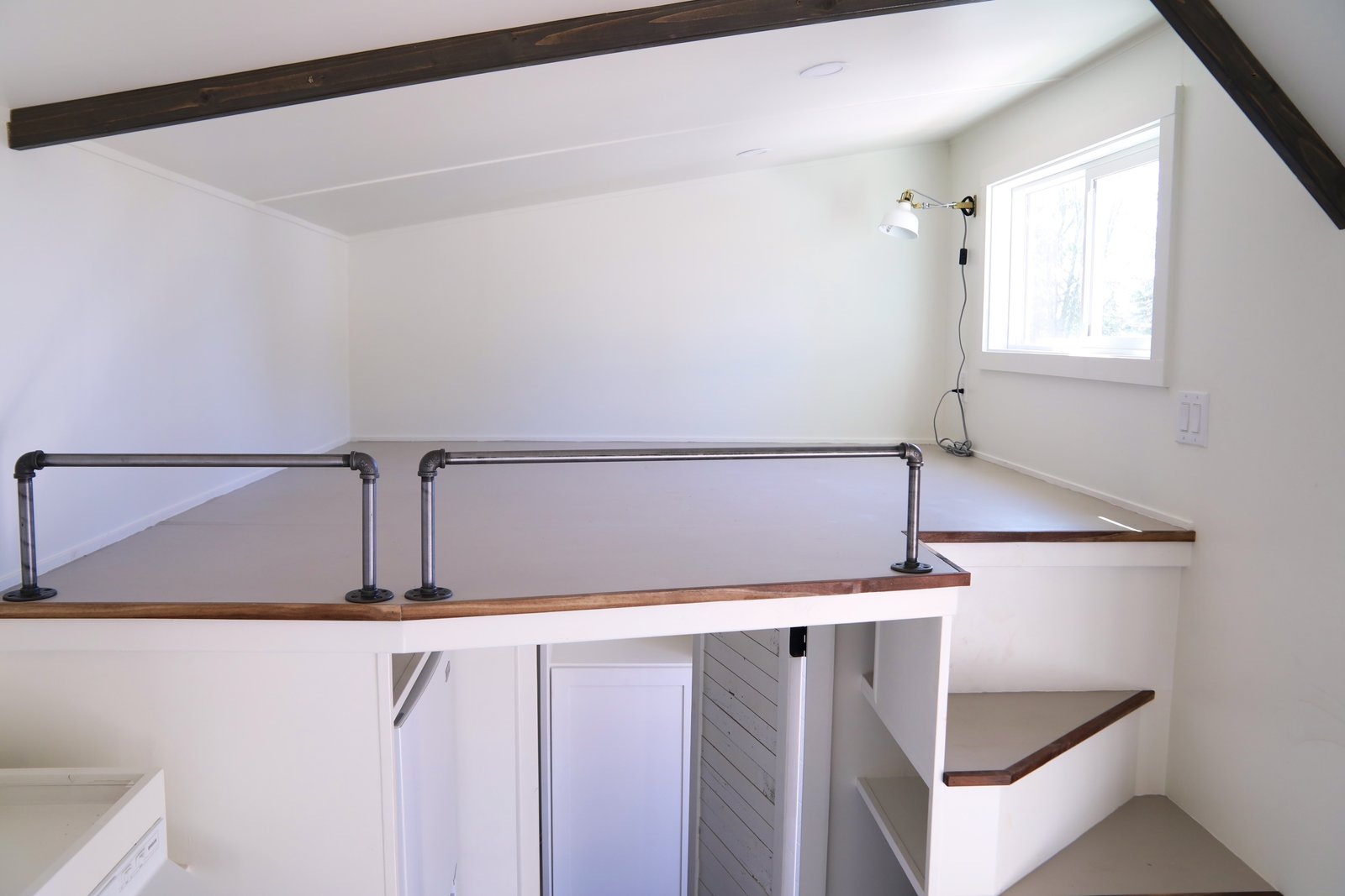 Photo 7 of 11 in This Tiny Trailer Home Boasts Soothing Beach Vibes - Dwell