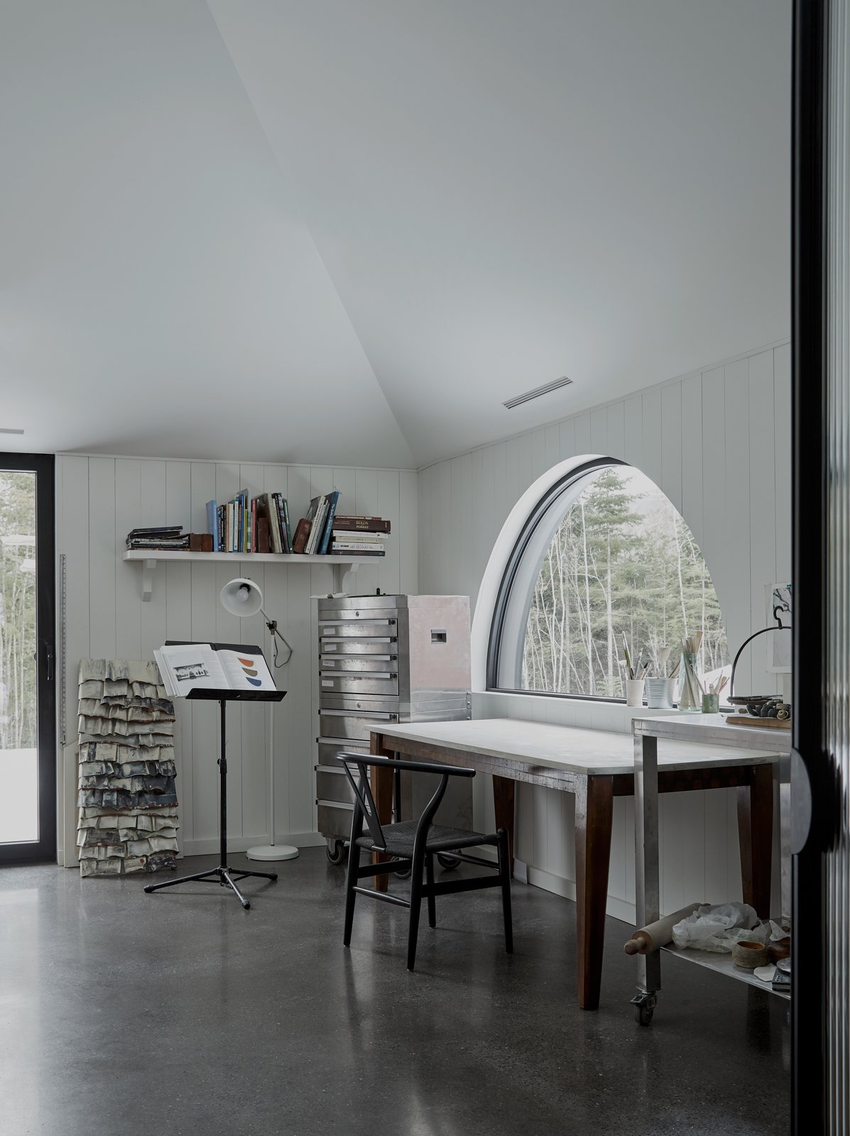 Photo 12 of 13 in Horse Stables and Art Guide the Look of This Modern ...