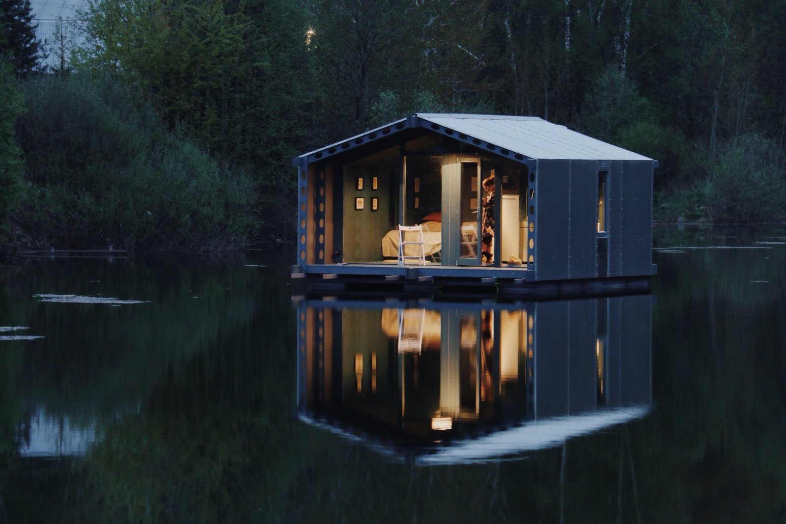 Photo 4 of 22 in DublDom Prefab Homes Can Be Built in One Day - Dwell