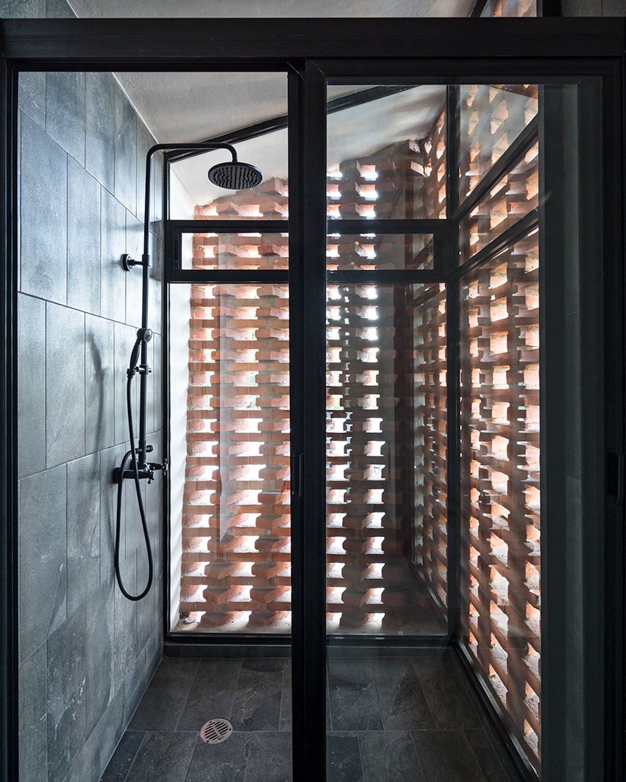 Photo 11 of 14 in Extruded Red Bricks Create a Gorgeous, Geometric ...