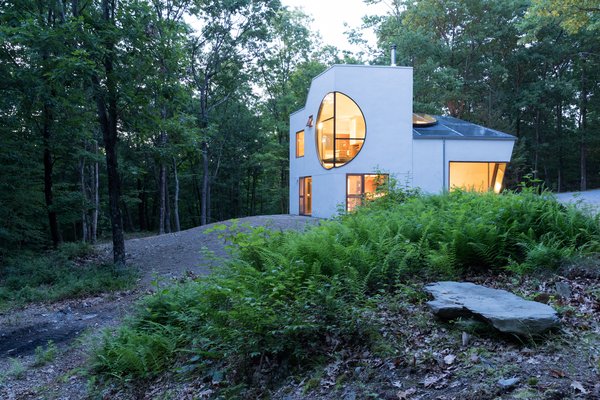 Steven Holl’s Solar-Powered Ex of In House Sits Lightly Upon the Land ...