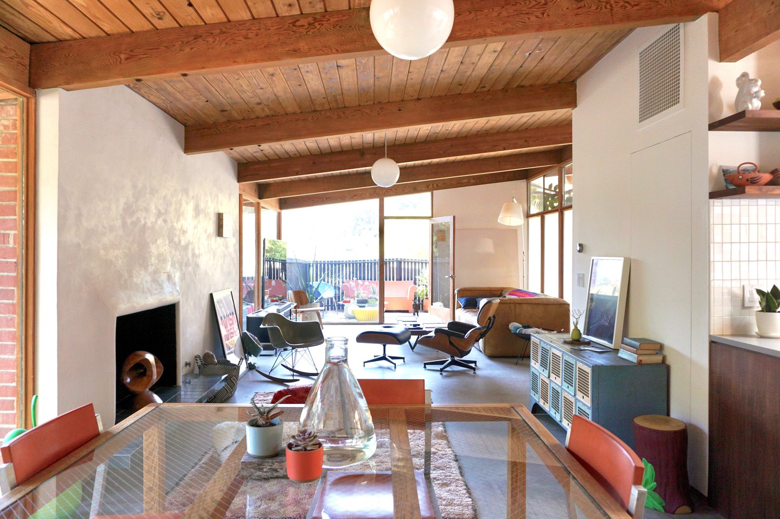 Photo 5 of 21 in Before & After: A Bill Mack Midcentury Gem Gets a ...