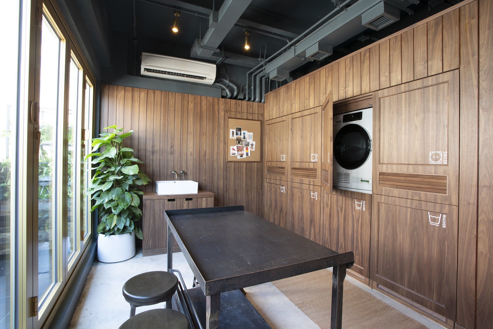 Photo 12 of 12 in Laundry Room by Dalyce Brooks from This Hip Hong Kong ...