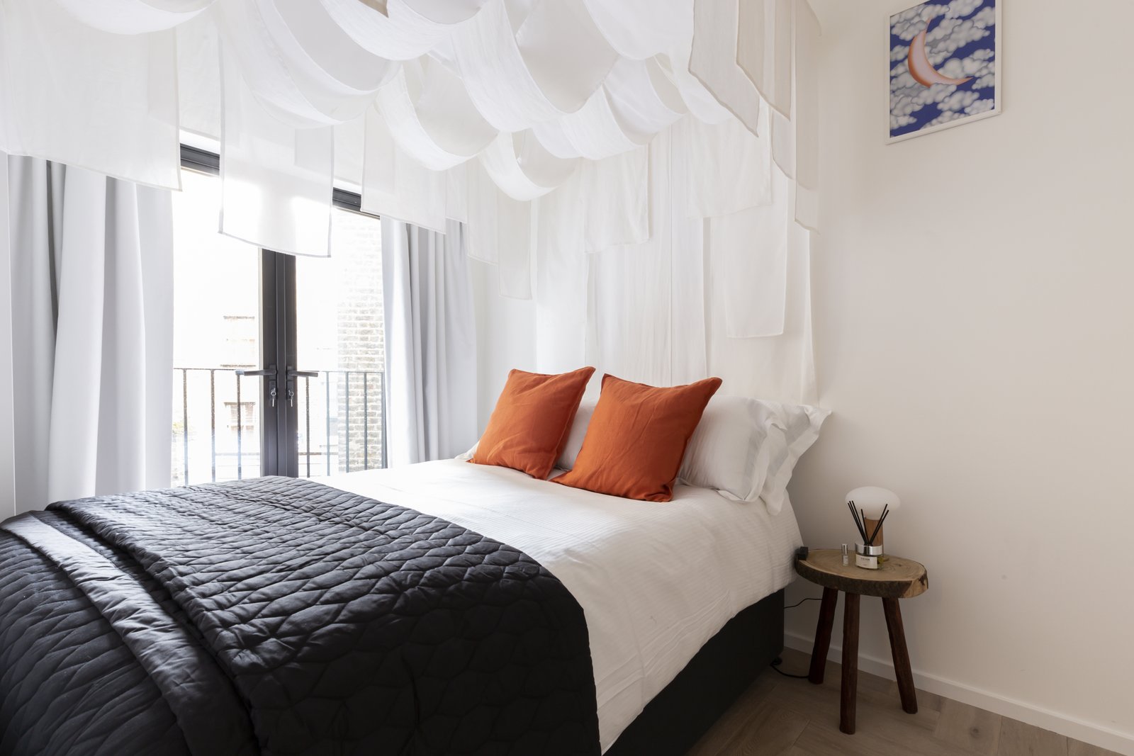 Photo 8 of 17 in These Cave-Like London Apartments Help Jet-Lagged ...