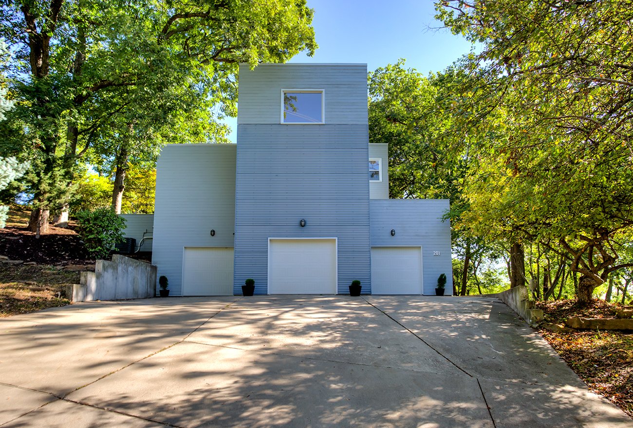Photo 12 of 12 in Modern Urban Treehouse by Denika Jones Almburg - Dwell